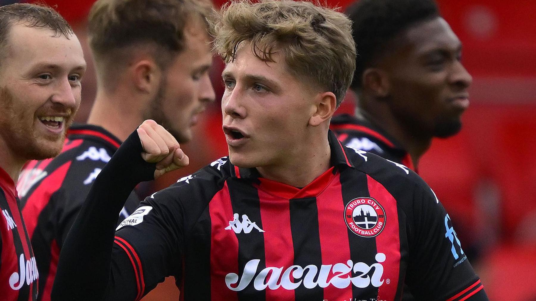 Aiden Marsh: Truro City striker leaves after contract ends - BBC Sport