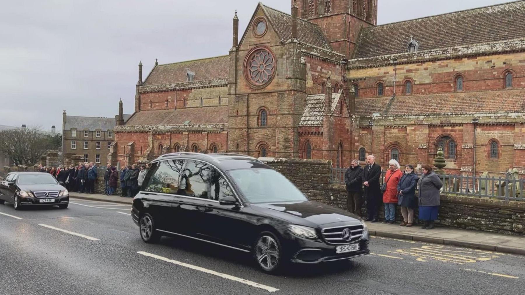 Lord Wallace remembered at funeral for 'integrity, sincerity and ...
