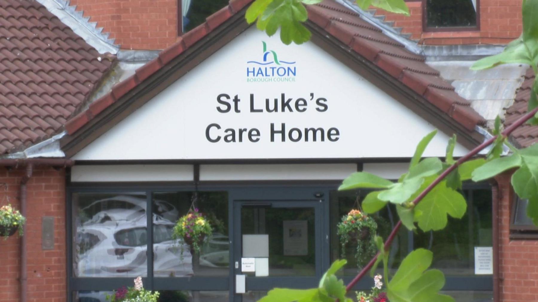 'I've had no time to grieve mum's care home death' in Runcorn - BBC News