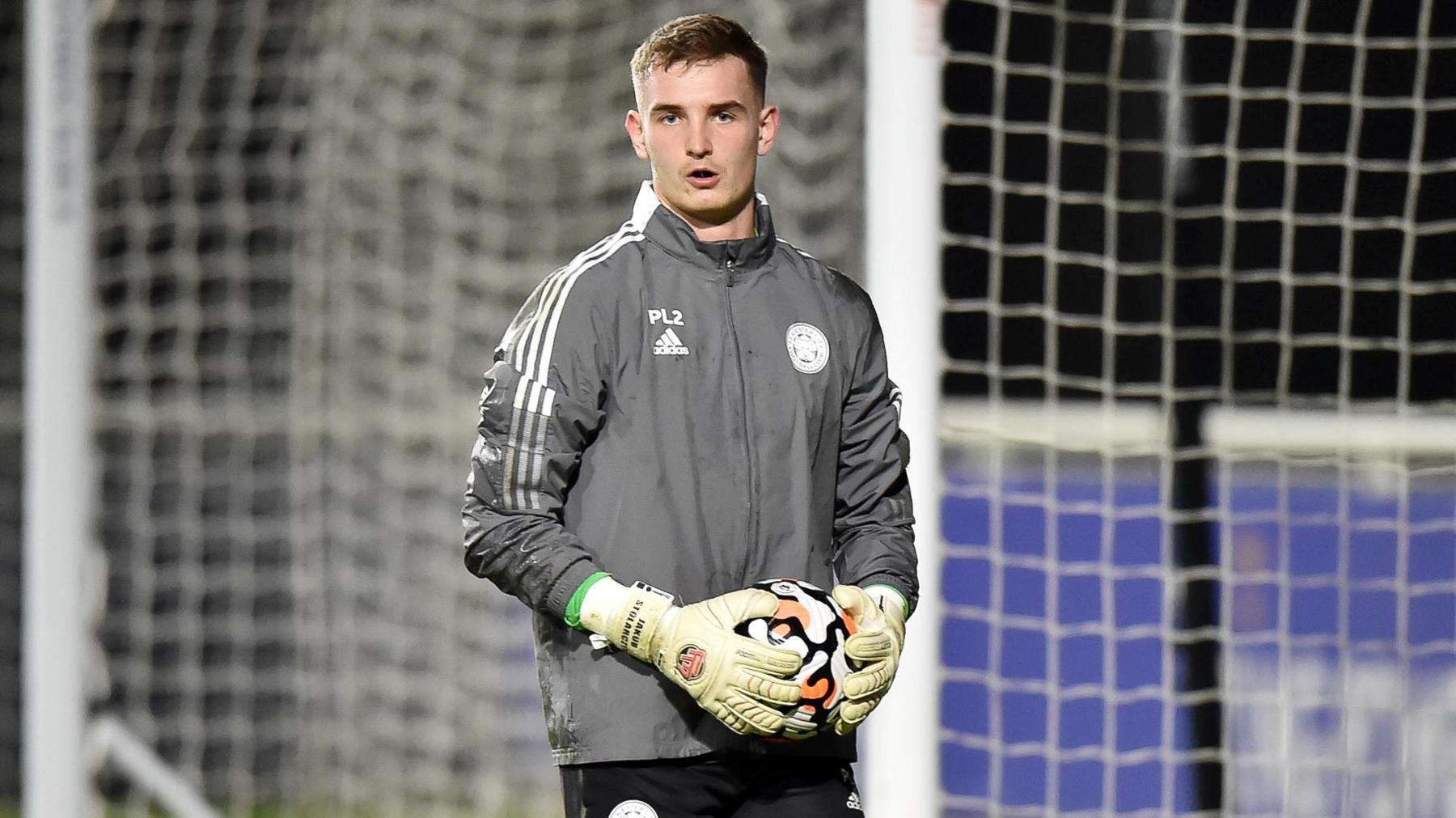 Stolarczyk heads out on loan - BBC Sport