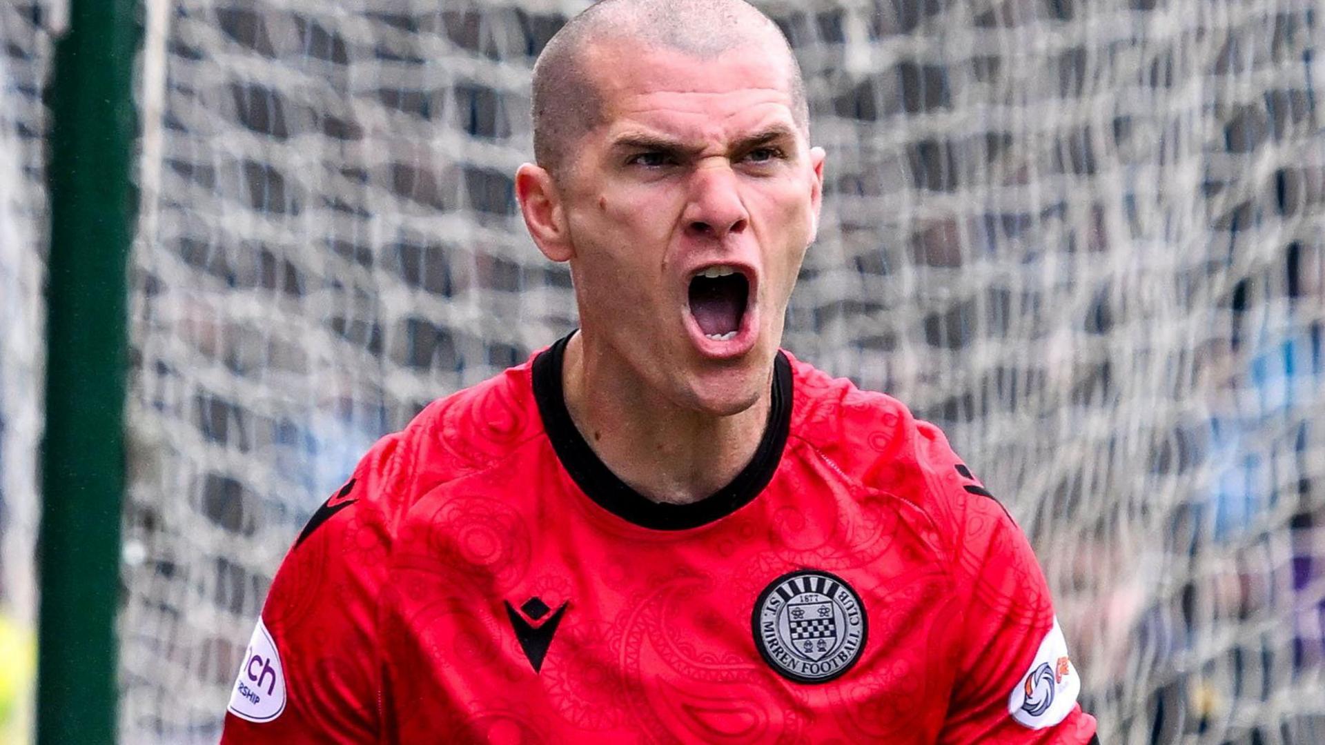 Alex Gogic: St Mirren midfielder signs new three-year deal - BBC Sport