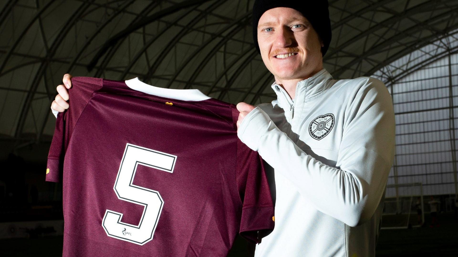 Rowles delight at 'pretty special' Hearts connection - BBC Sport