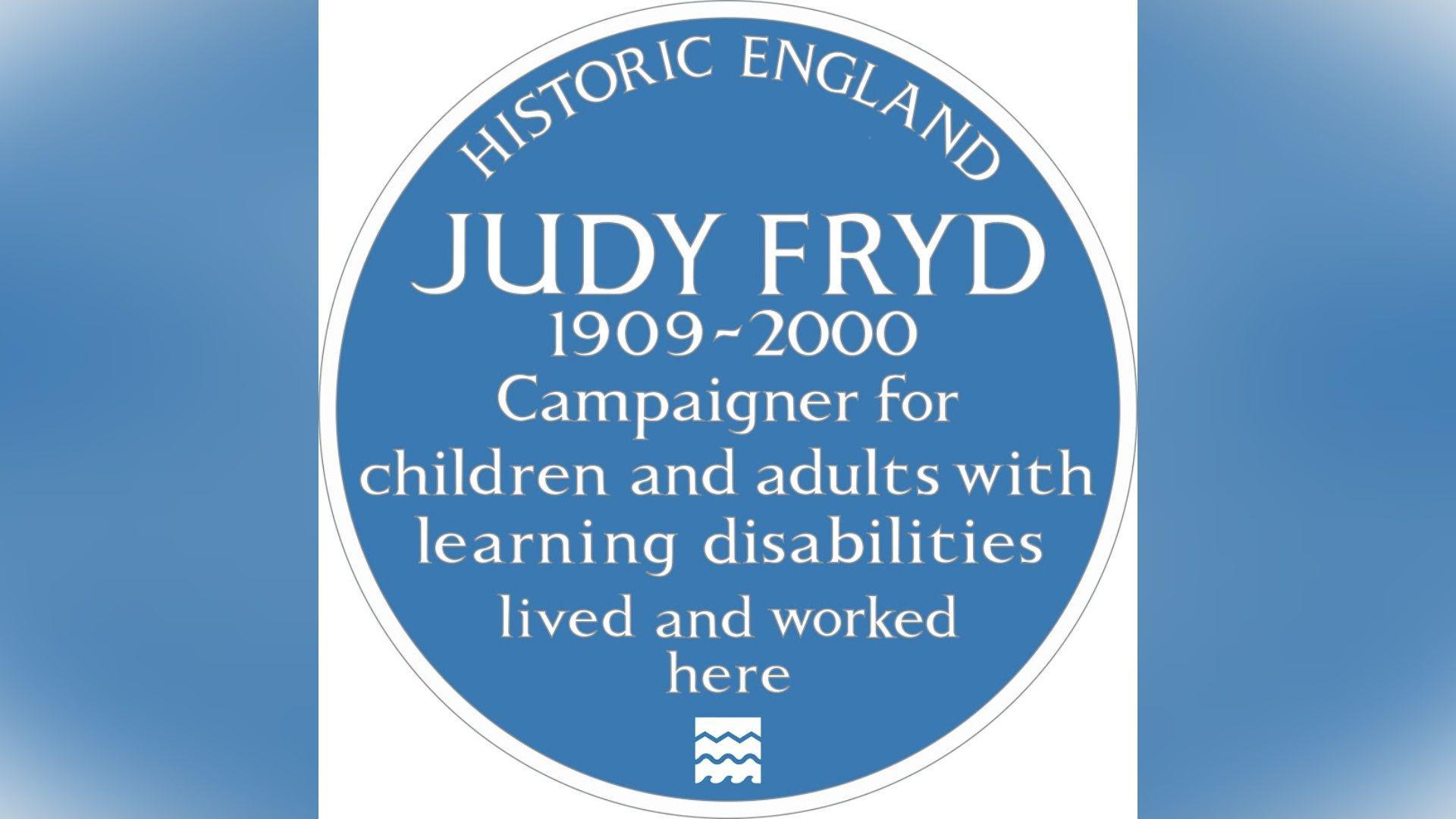 Harpenden Mencap founder Judy Fryd commemorated with Blue Plaque - BBC News