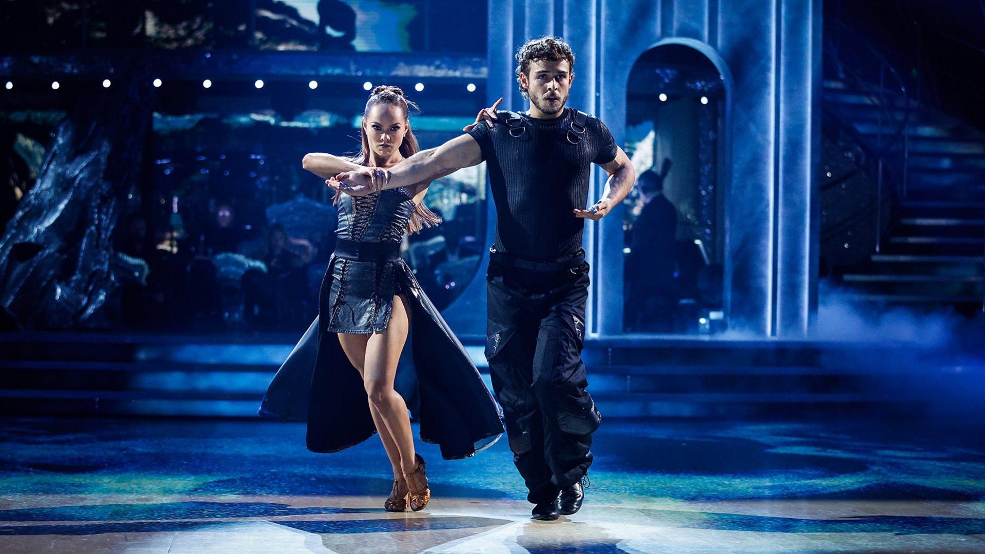 Strictly Come Dancing final: Amber Davies, George Clarke and Karen ...