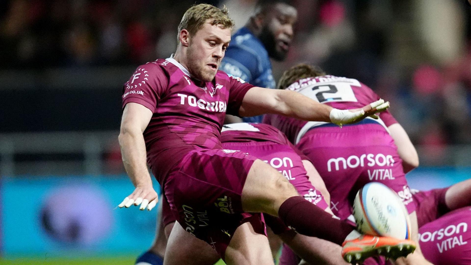 Gregor Hiddleston & Gus Warr added to Scotland's Six Nations squad ...