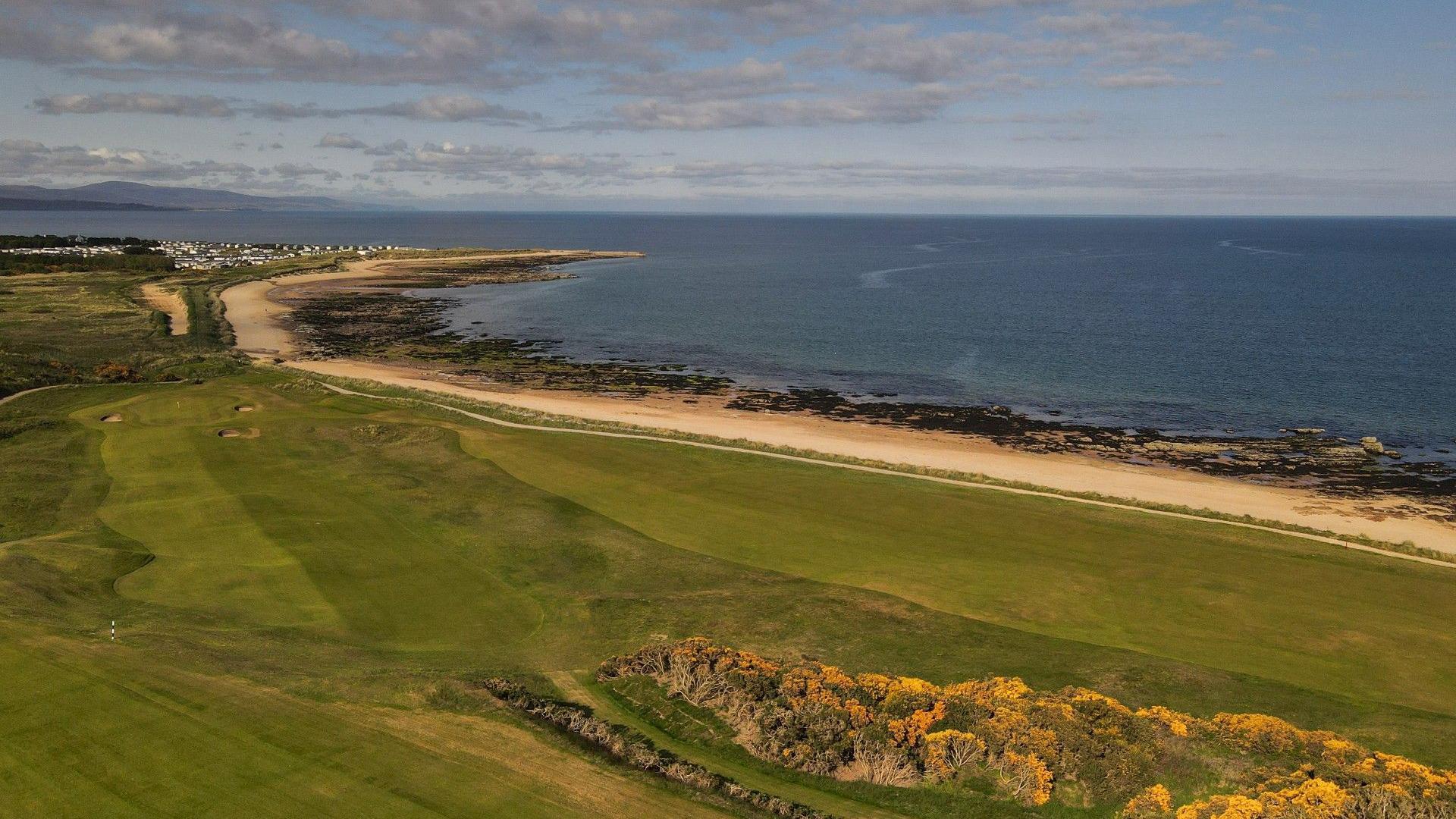 New £13.9m clubhouse opens at Royal Dornoch - BBC News