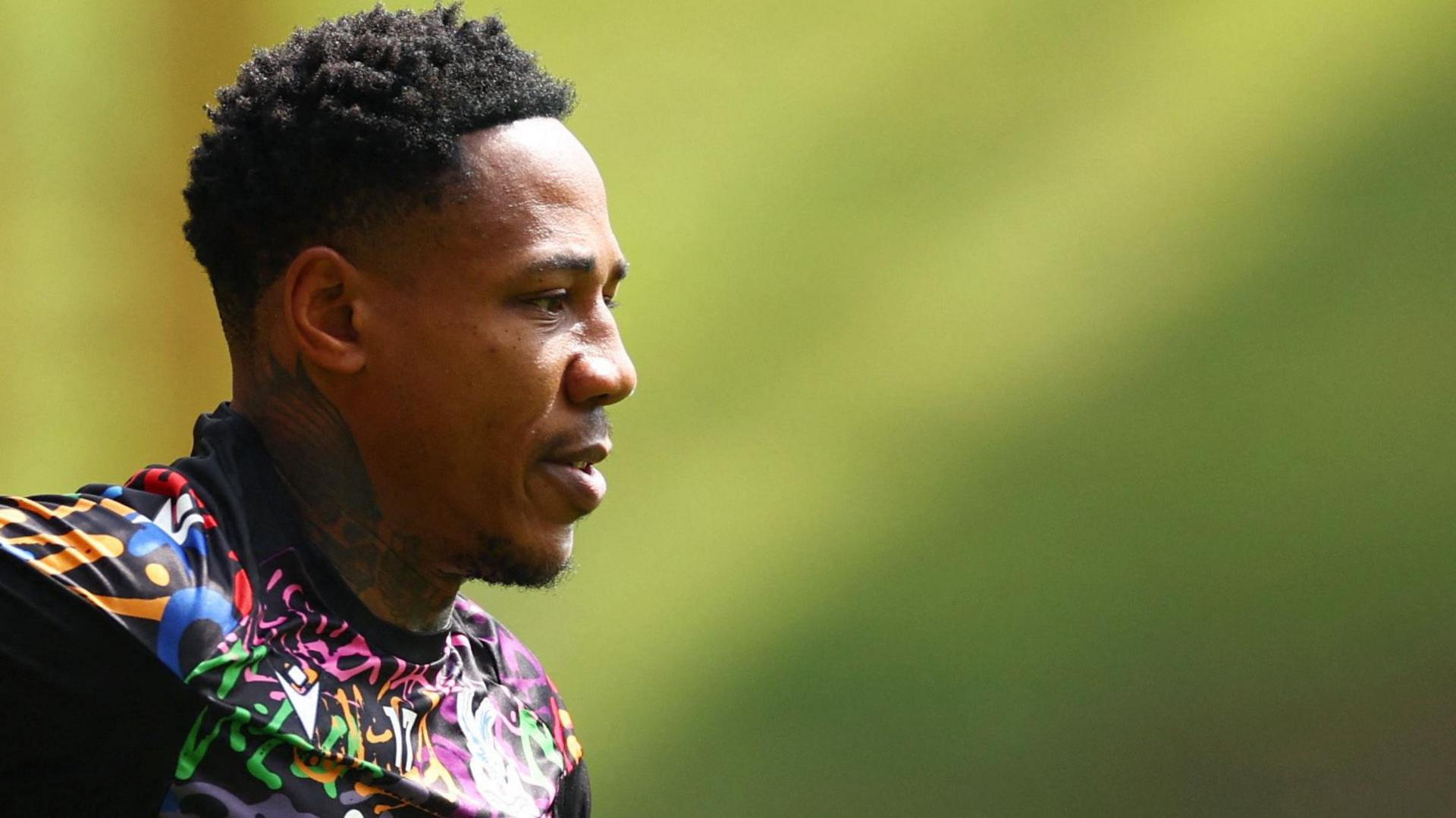 Crystal Palace news: Nathaniel Clyne signs new contract - BBC Sport