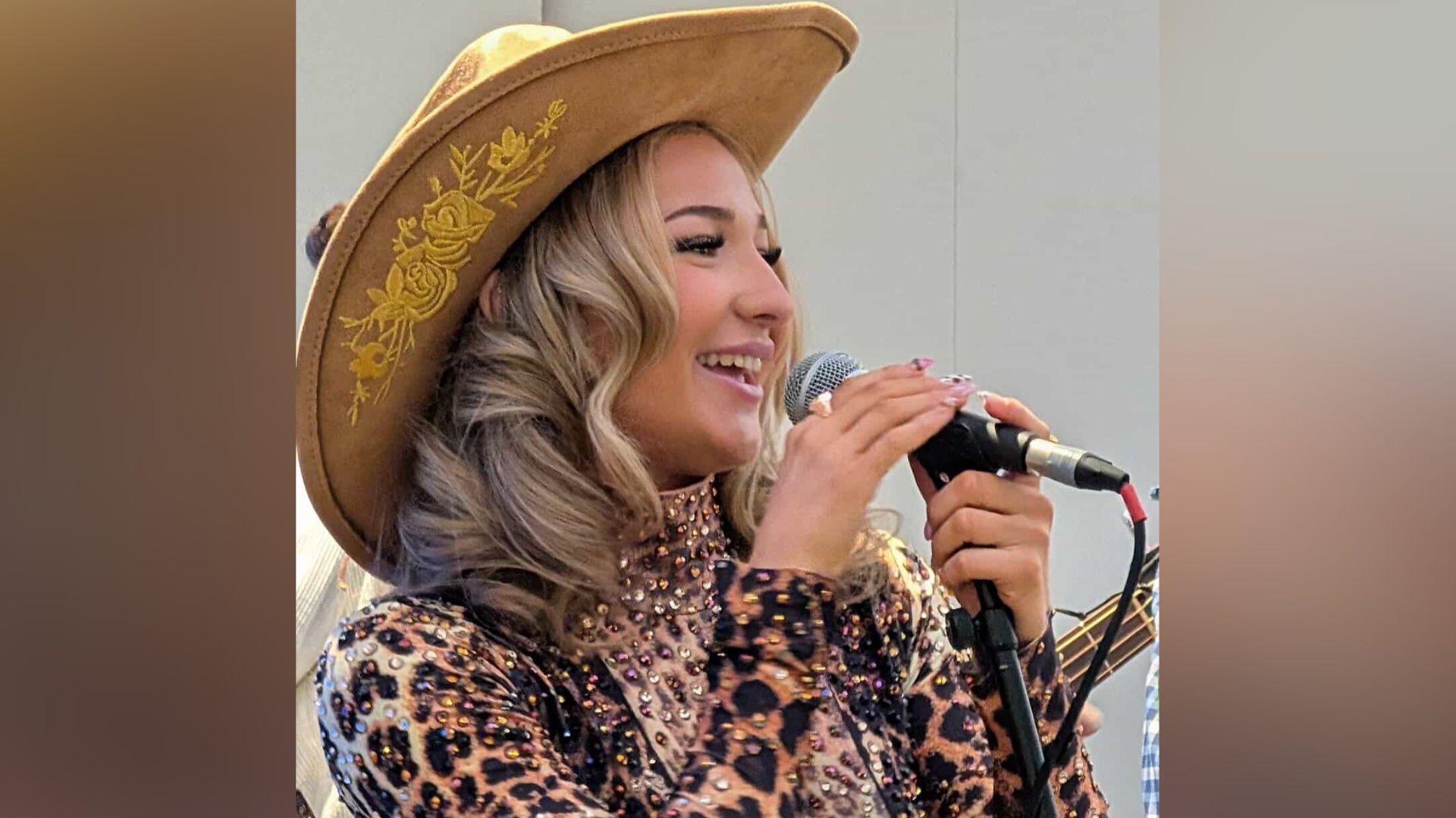 Luton singer Olivia Lynn's 'insane' debut at C2C country music show ...