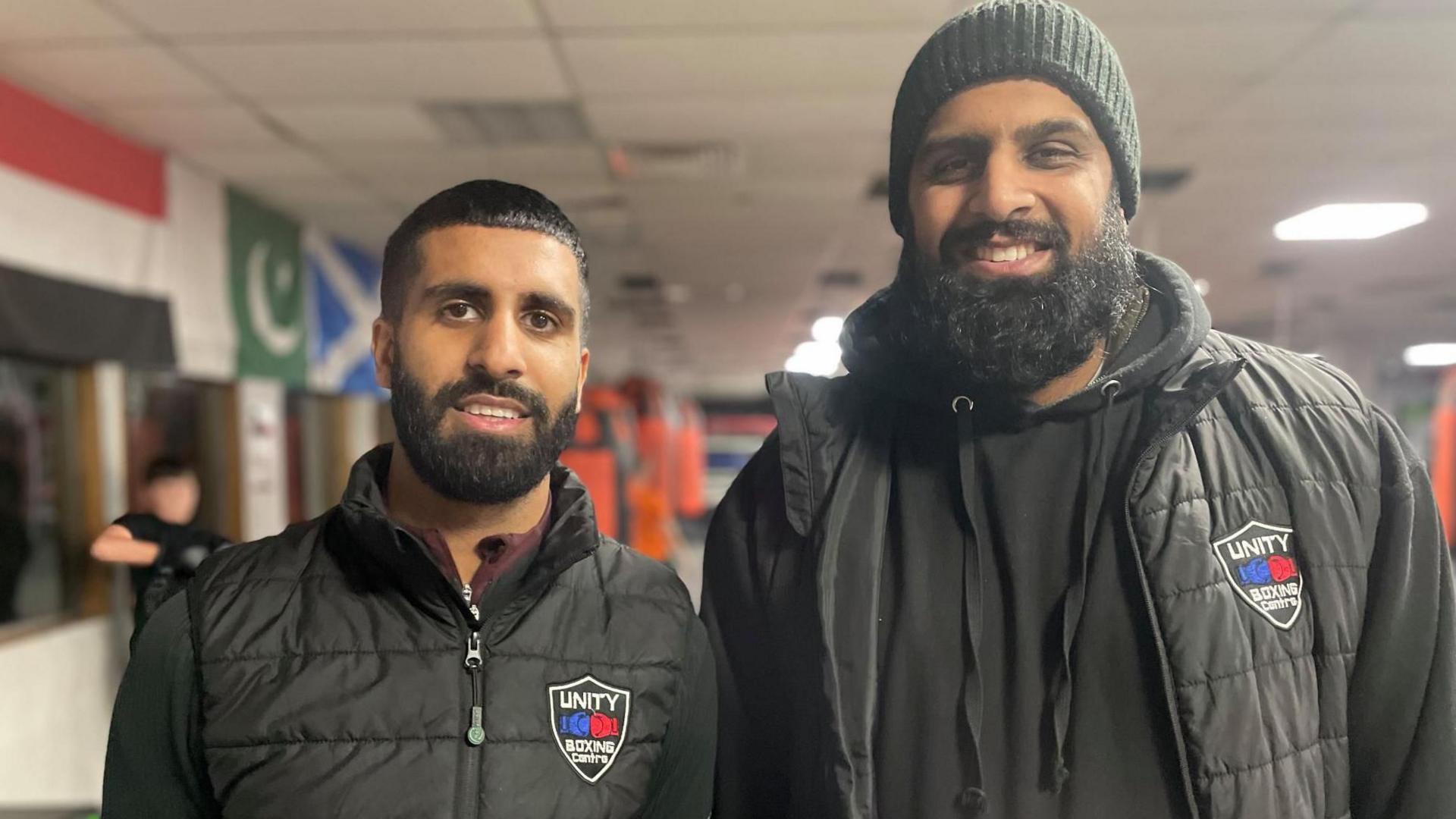 The Rotherham gym promoting unity through boxing - BBC News