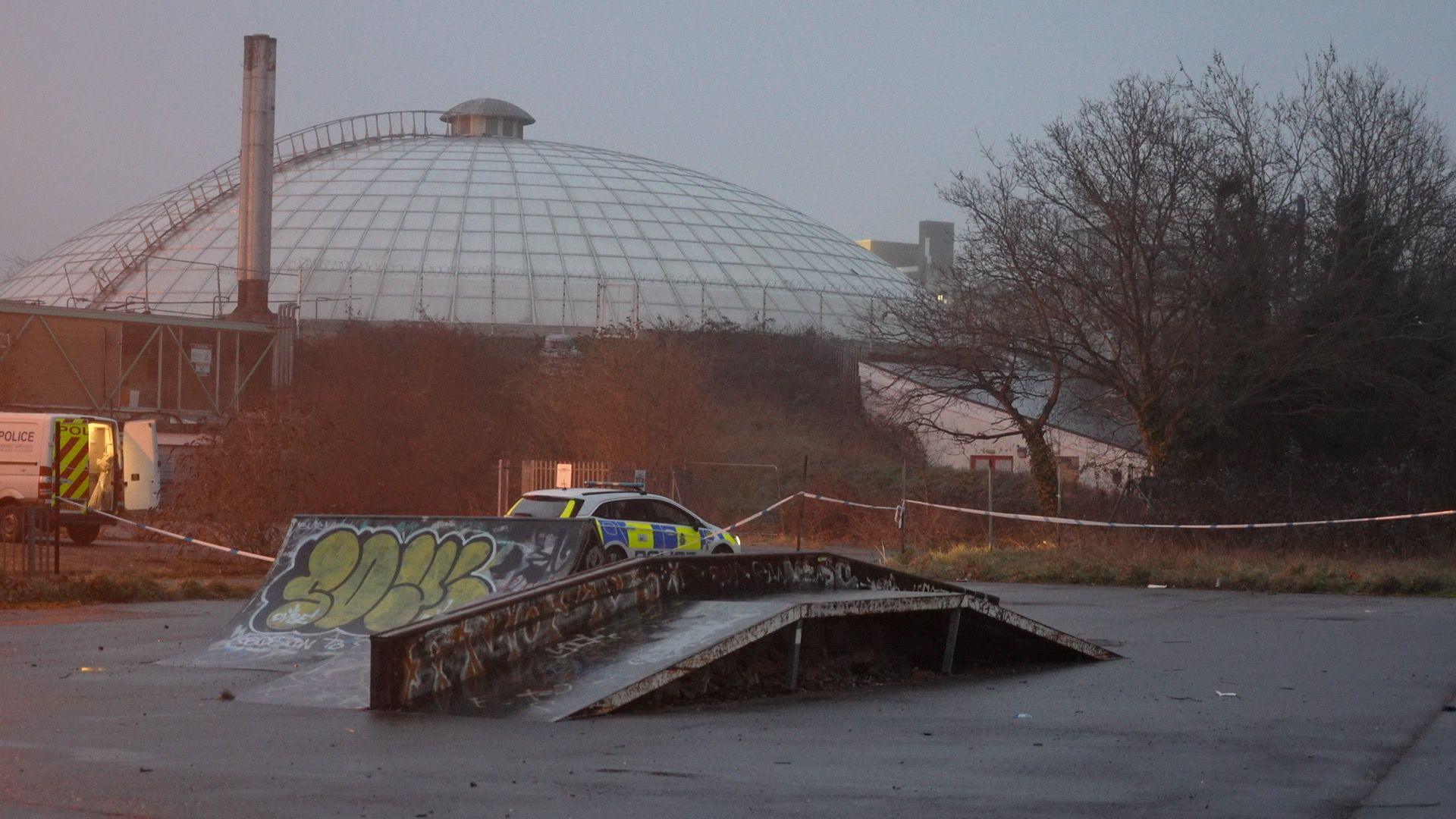 Teen charged after boy, 16, stabbed in Swindon skatepark - BBC News