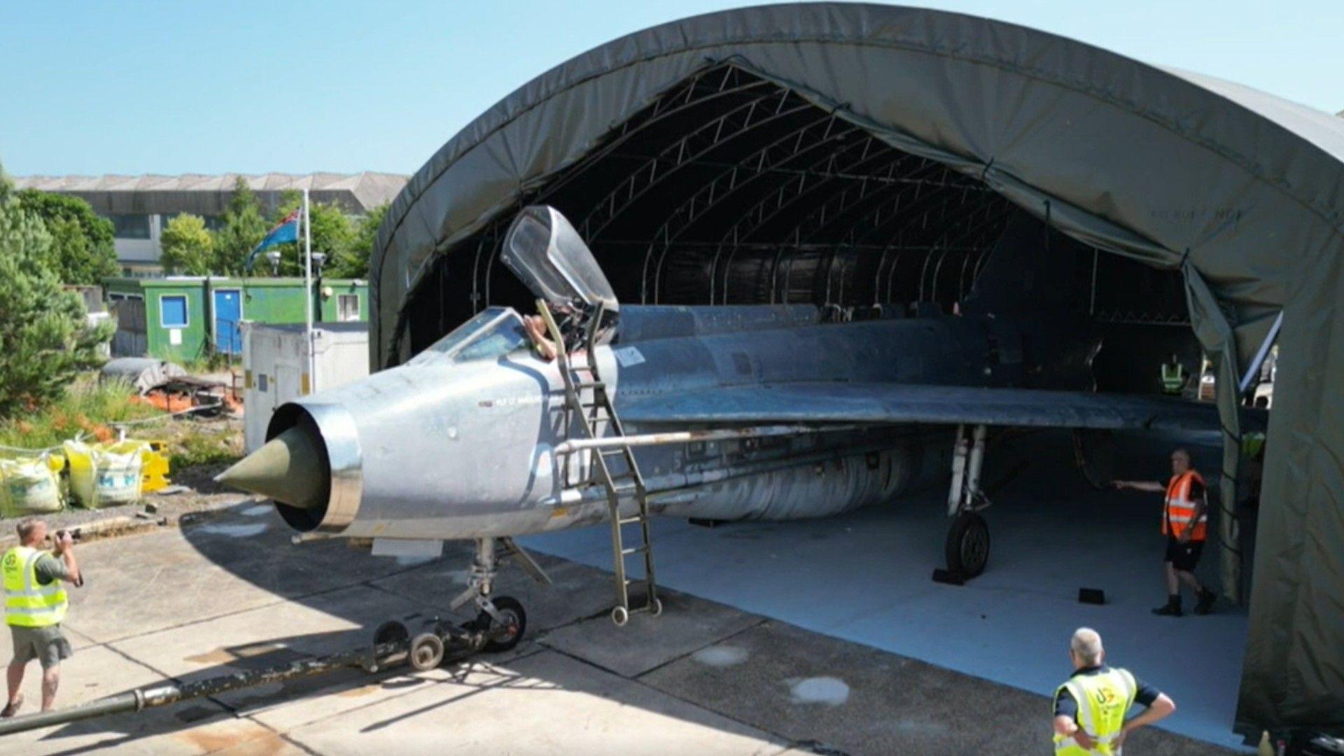 Grimsby girl helps grandad restore Cold War Lightning fighter jet - BBC ...