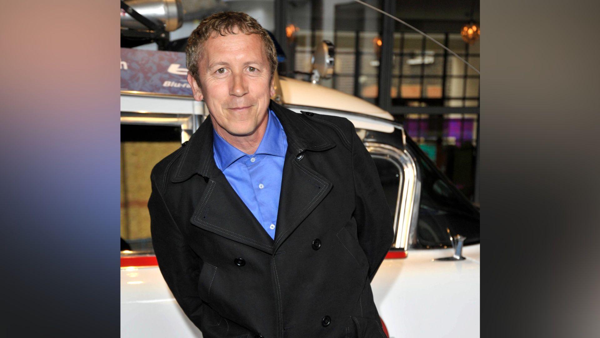 Musician Paul Hardcastle's son dies in police pursuit in Essex - BBC News