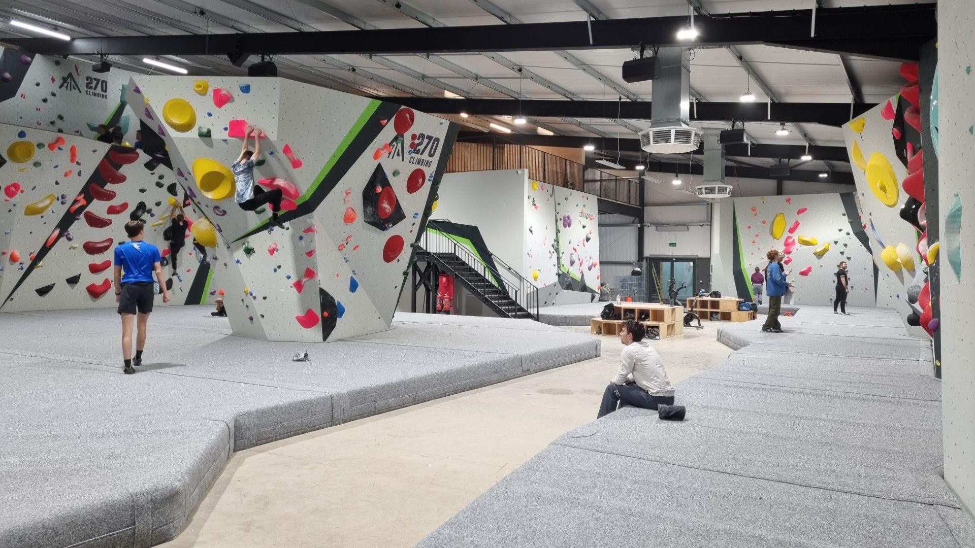Gloucester 270 climbing centre hosts Christmas Day charity event - BBC News
