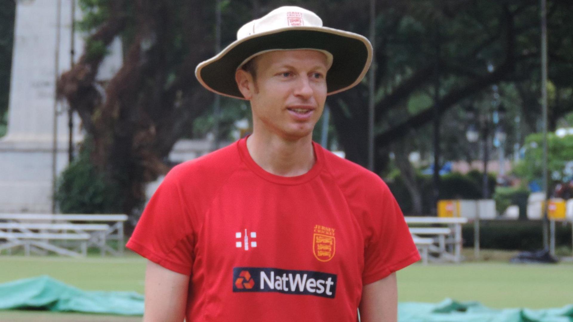 Neil MacRae: New Jersey cricket boss targets T20 World Cup - BBC Sport