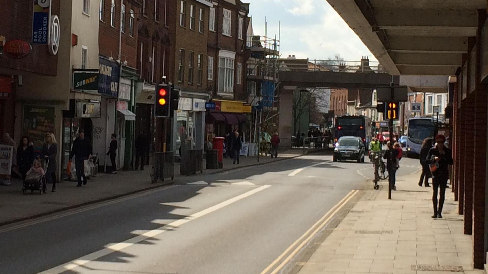 Norwich roads set to close for Anglia Square demolition - BBC News