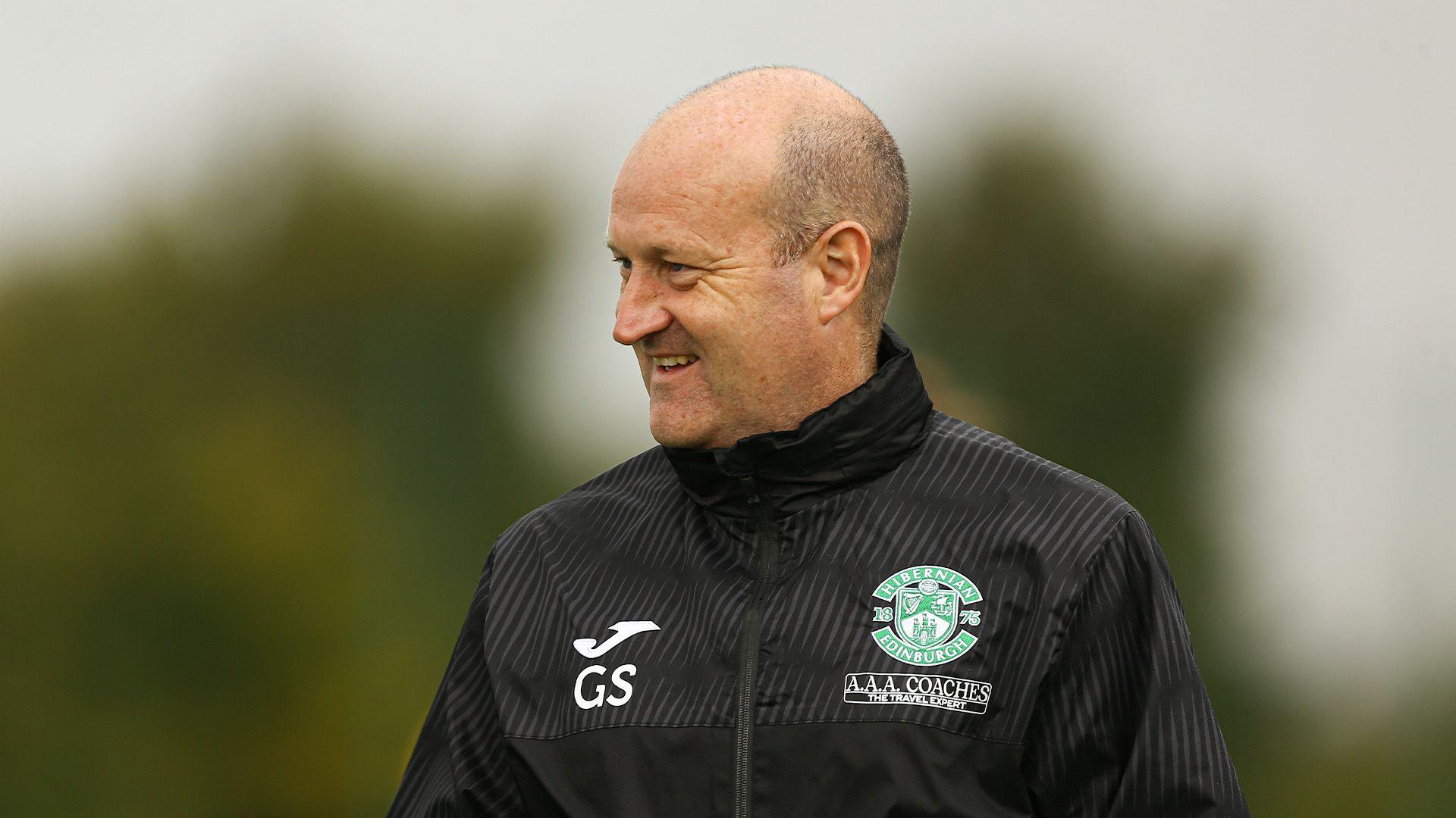 Grant Scott 'delighted' to sign Hibs extension - BBC Sport