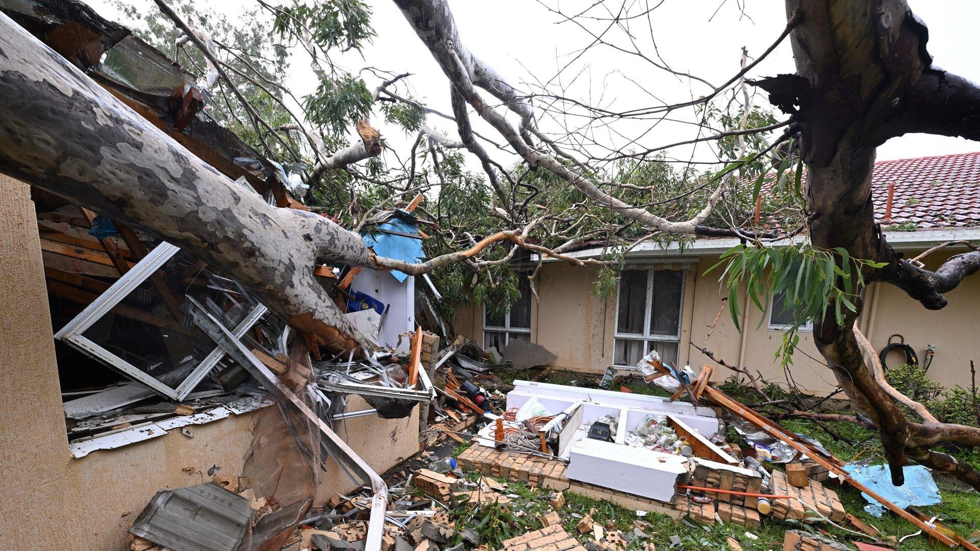 Cyclone Alfred: Australia braces for life-threatening flooding and ...