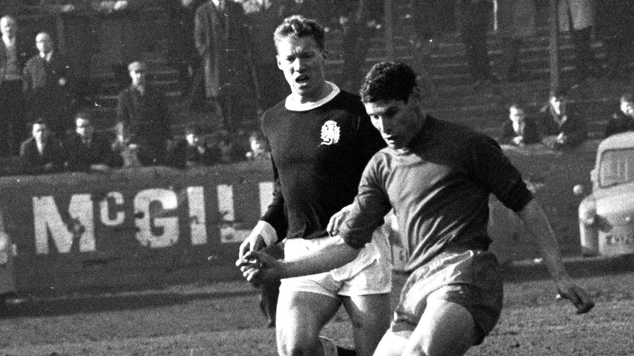 Former captain Shewan dies at 83 - BBC Sport