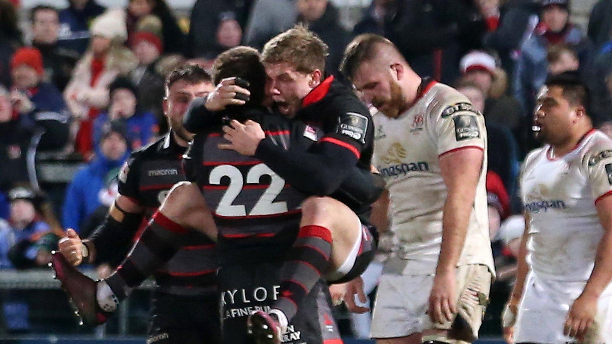 Jacob Stockdale: Ireland wing signs new deal with Ulster - BBC Sport