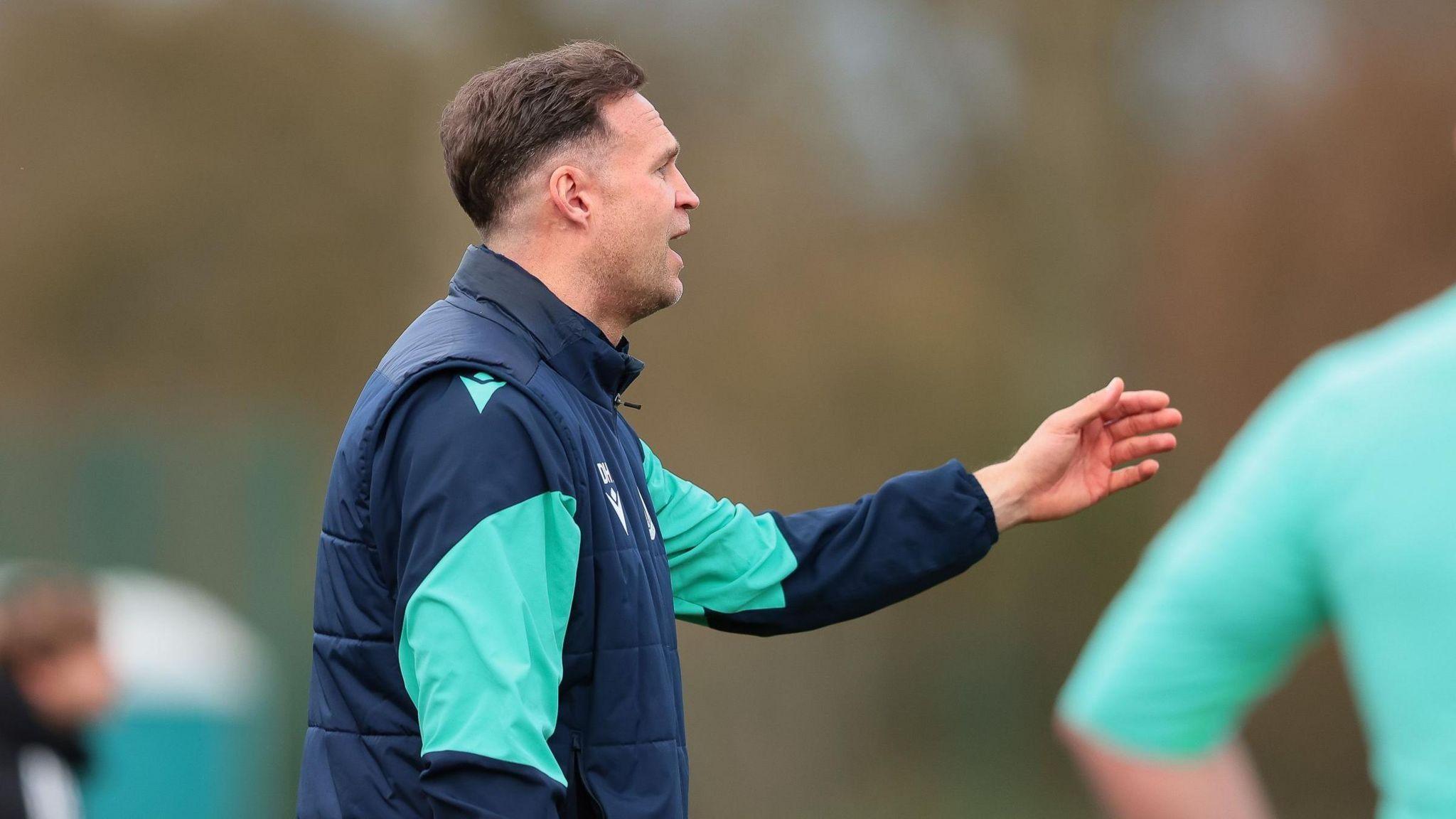 Stoke City: U18's suffer defeat against Leeds United - BBC Sport
