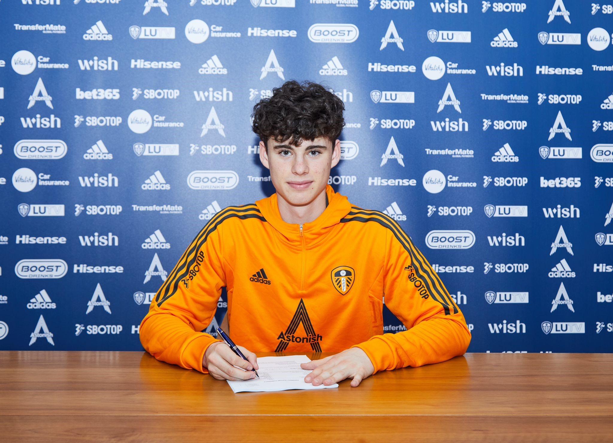 Archie Gray signs two-year deal for Leeds - BBC Sport