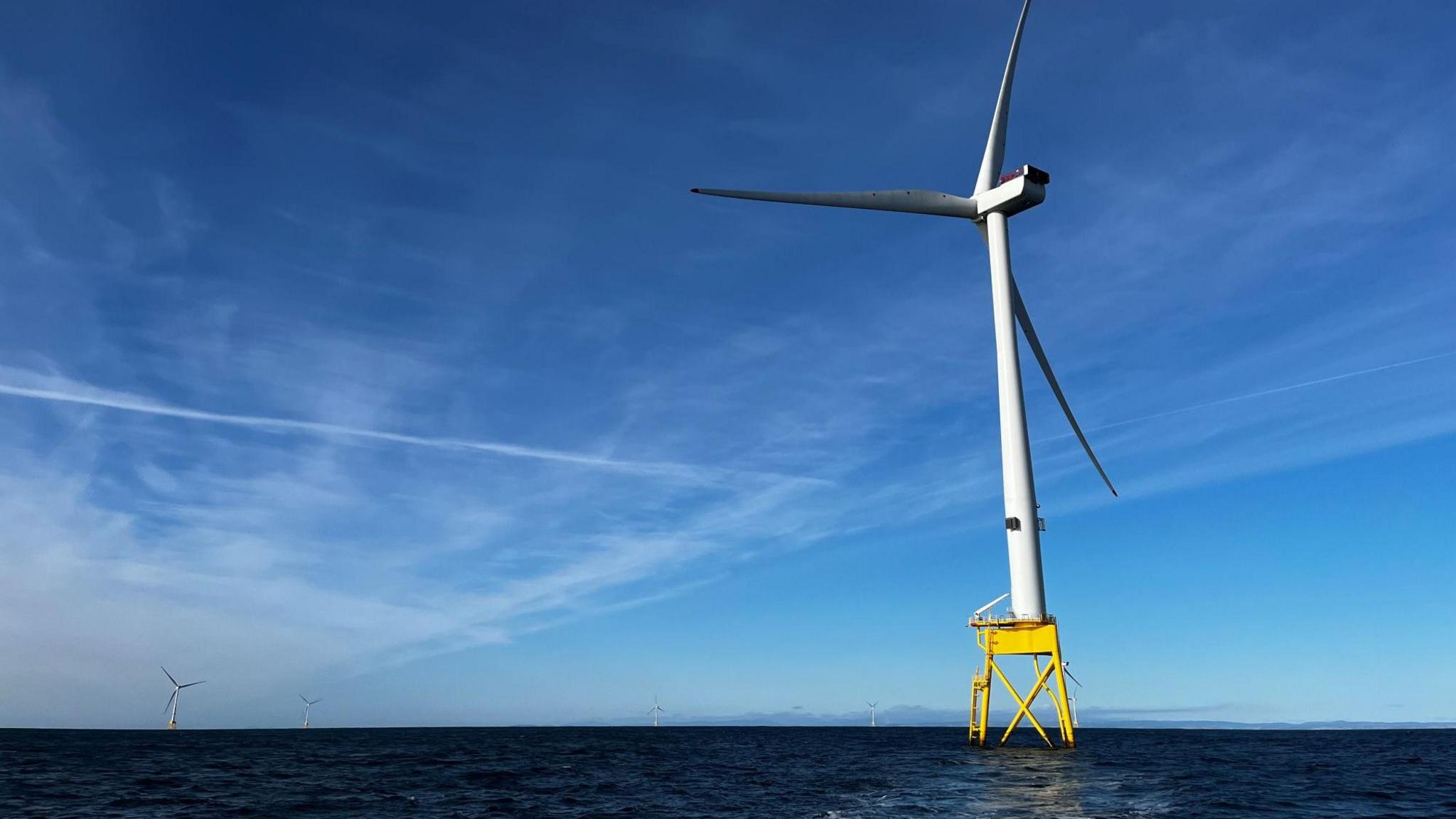 Drone boat launched from Grimsby 'will be new normal' - BBC News
