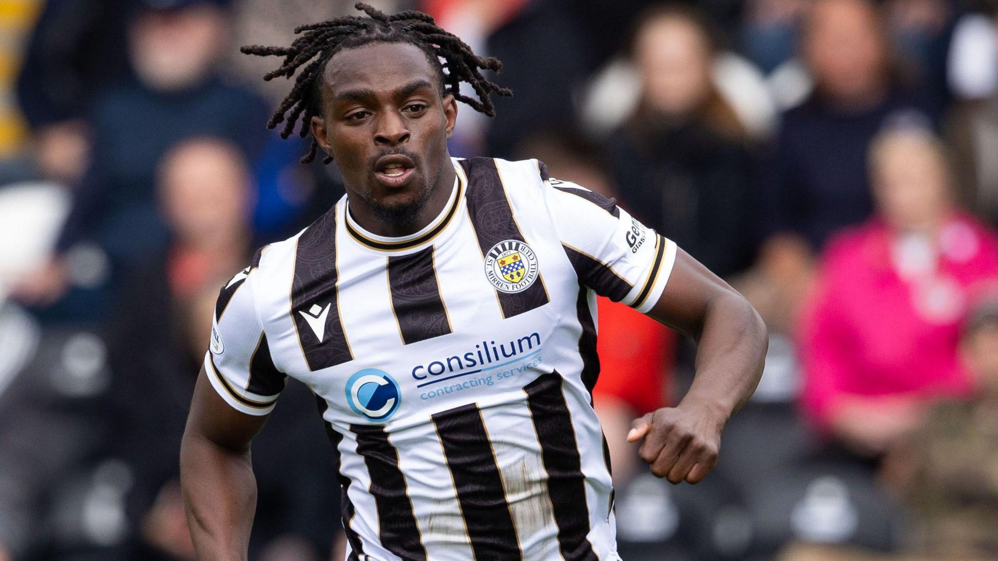 St Mirren ready to kick on after Hearts win, says Toyosi Olusanya - BBC ...