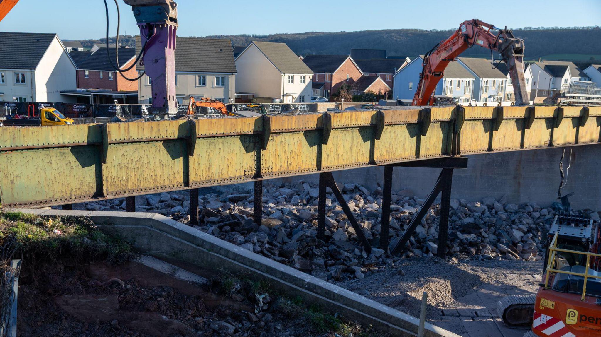 Work under way to demolish Winterstoke Road Bridge in Weston-super-Mare ...