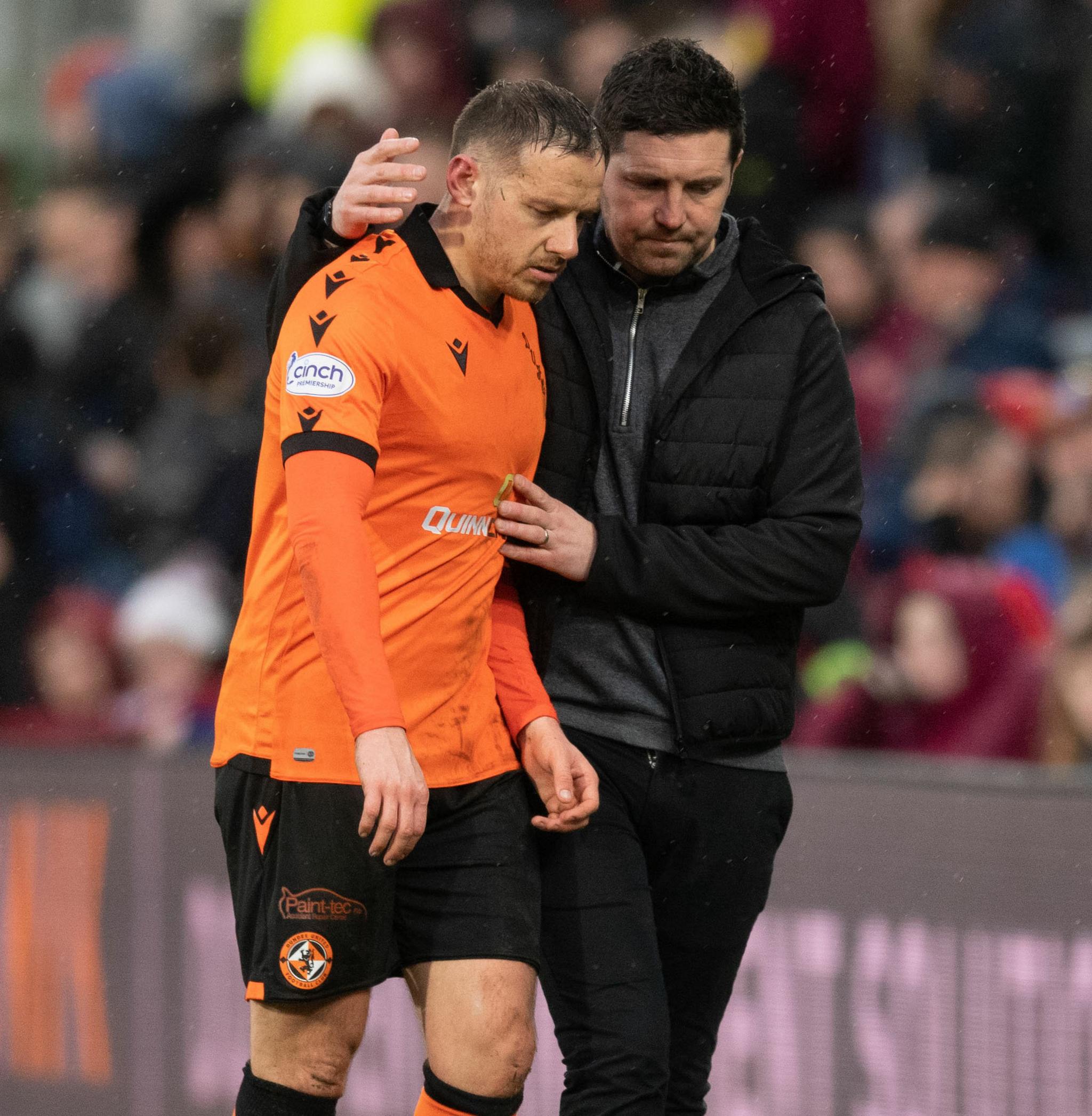Dundee United: Fox full of sympathy for injured Pawlett - BBC Sport