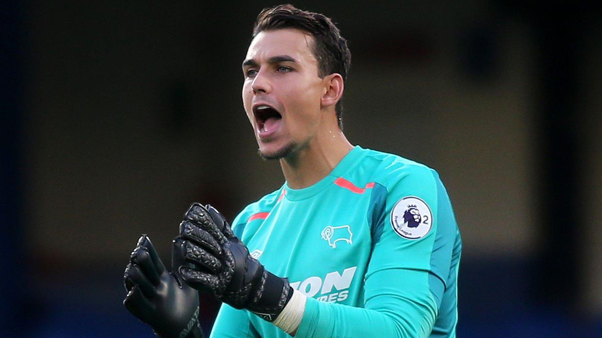 Kelle Roos cancels Christmas trip home to join Plymouth Argyle on loan ...
