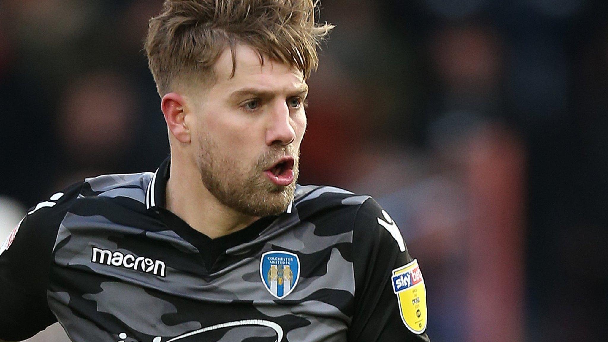 Sam Saunders: Colchester United sign ex-Brentford and Wycombe ...