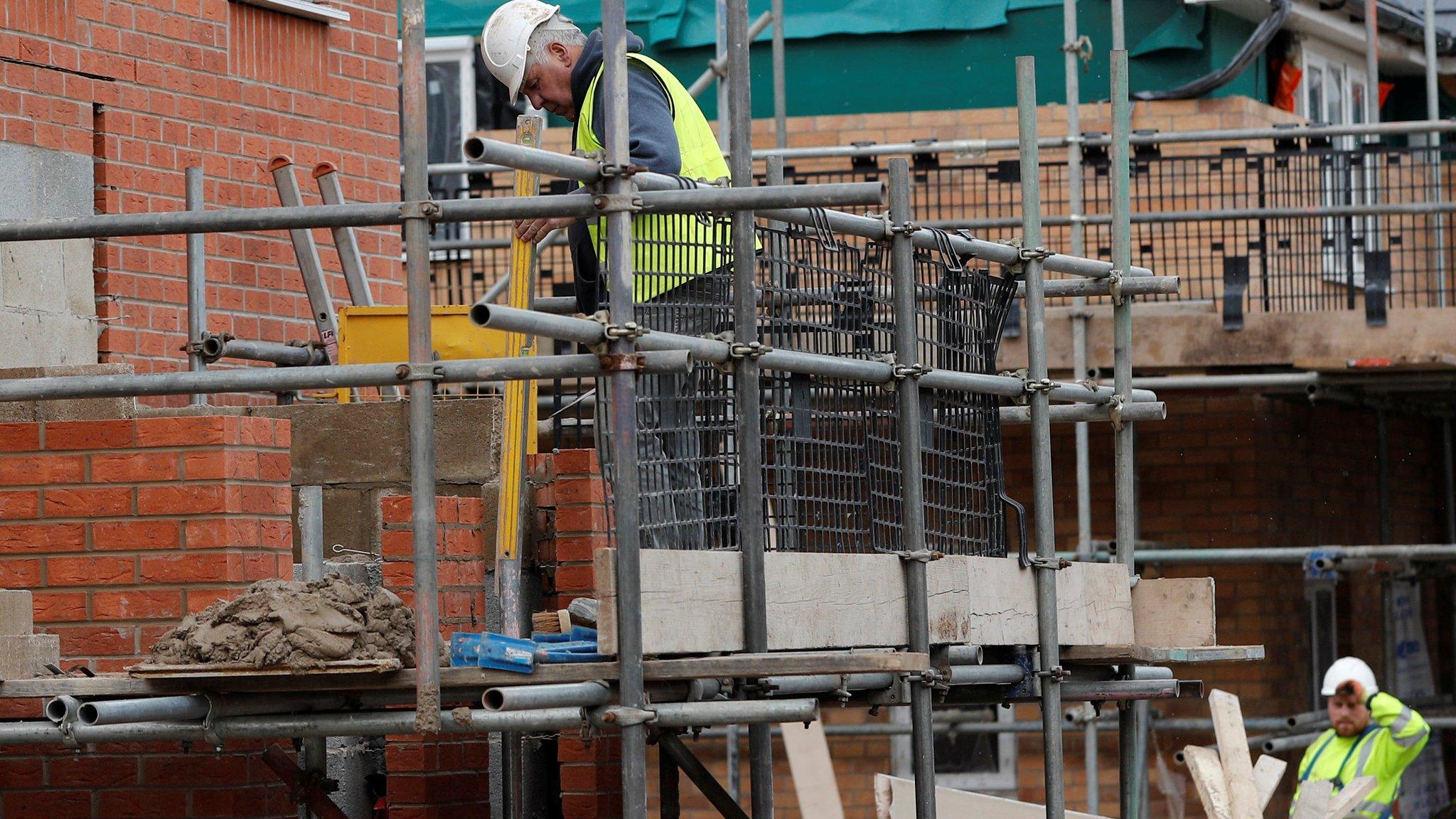Rise in housebuilding boosts construction sector in May - BBC News