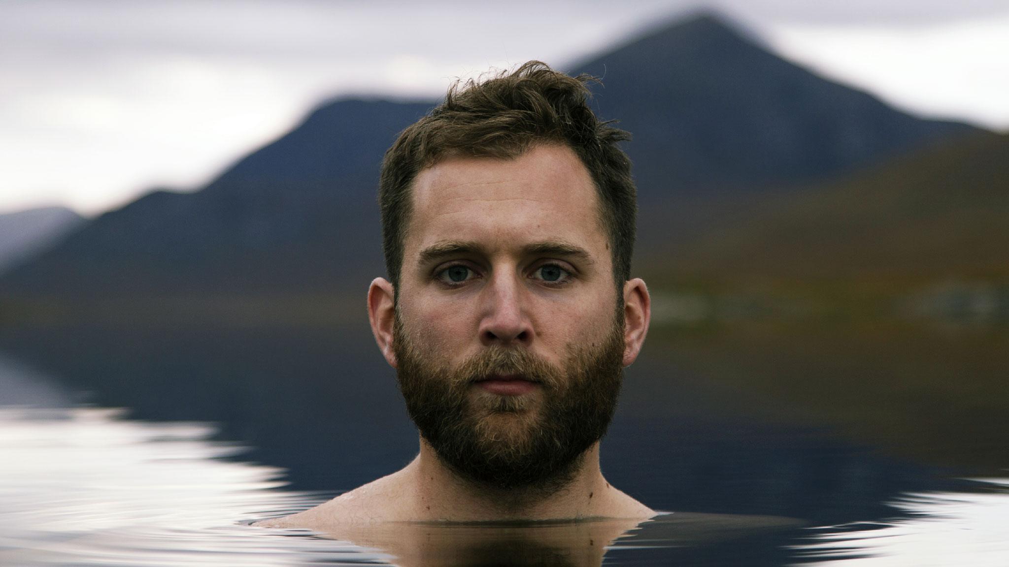 Film-maker's passion for wild swimming - BBC News