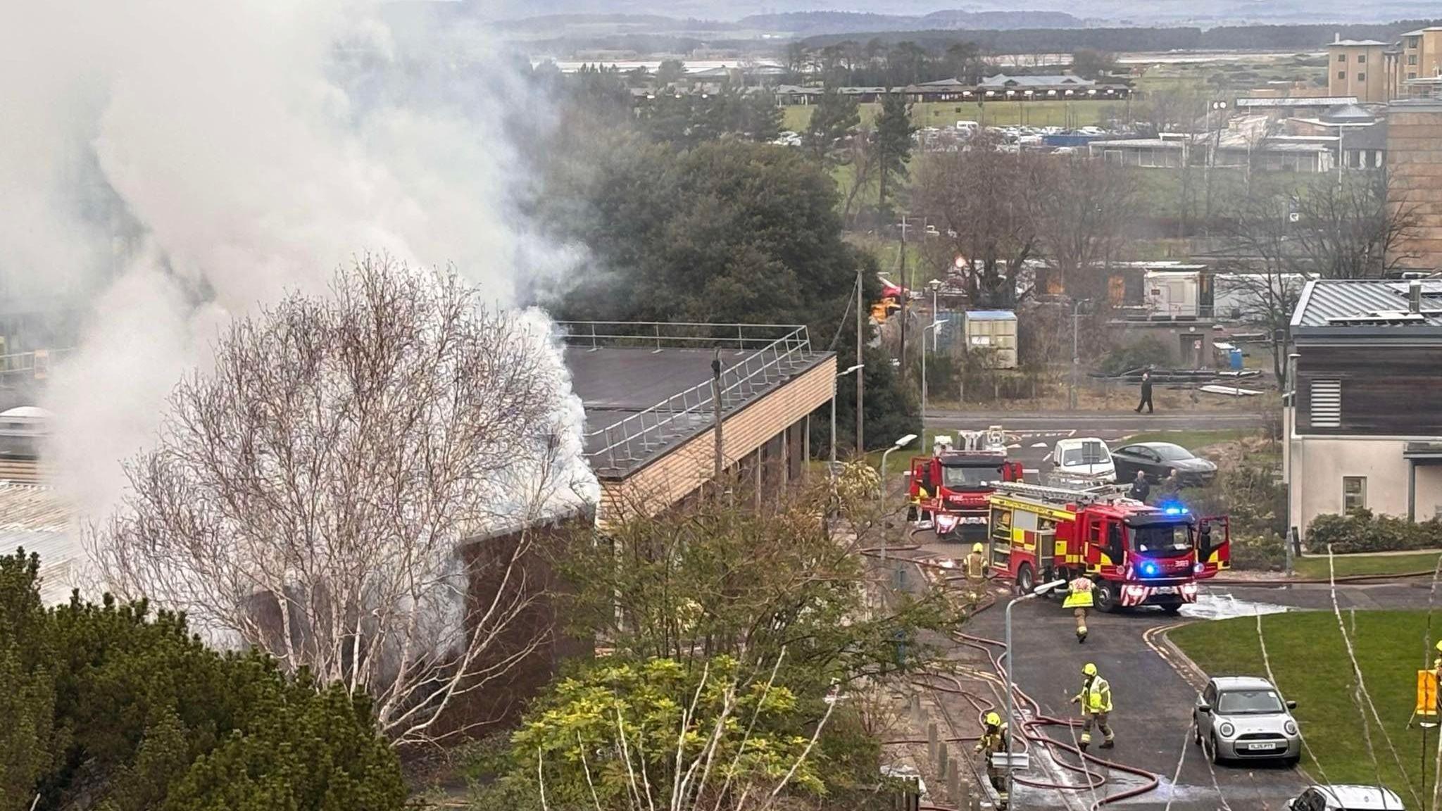 Fire crews tackling blaze at St Andrews University tech lab - BBC News