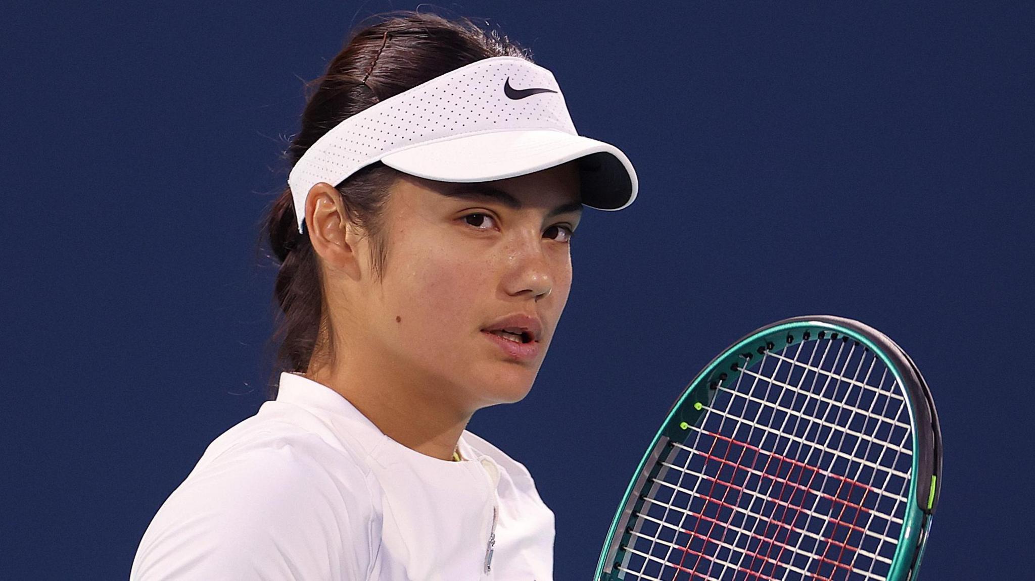 Emma Raducanu receives wildcard entry to Qatar Open - BBC Sport