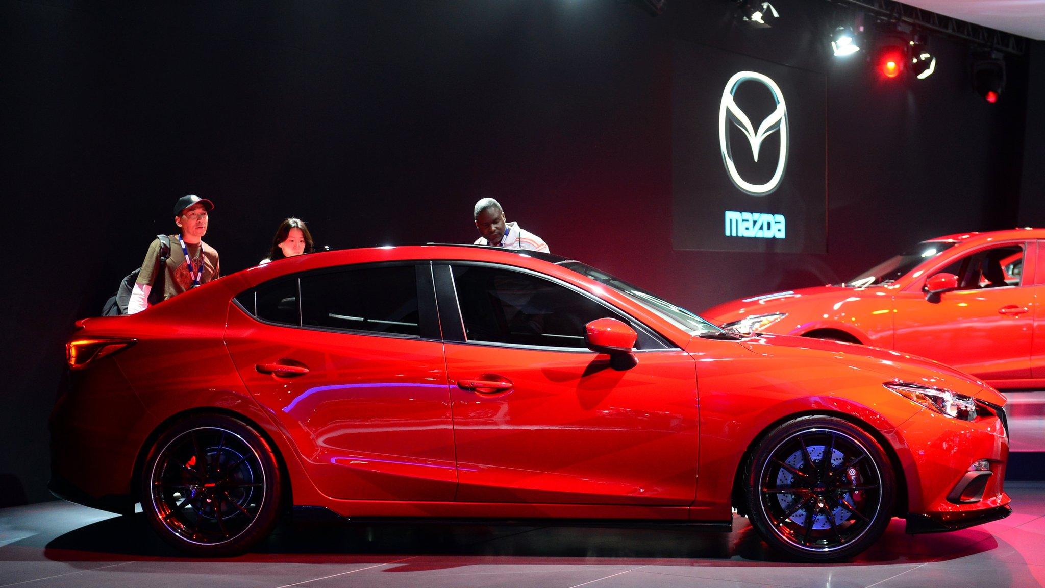 Mazda recalls 2.2 million cars over tailgate issue - BBC News