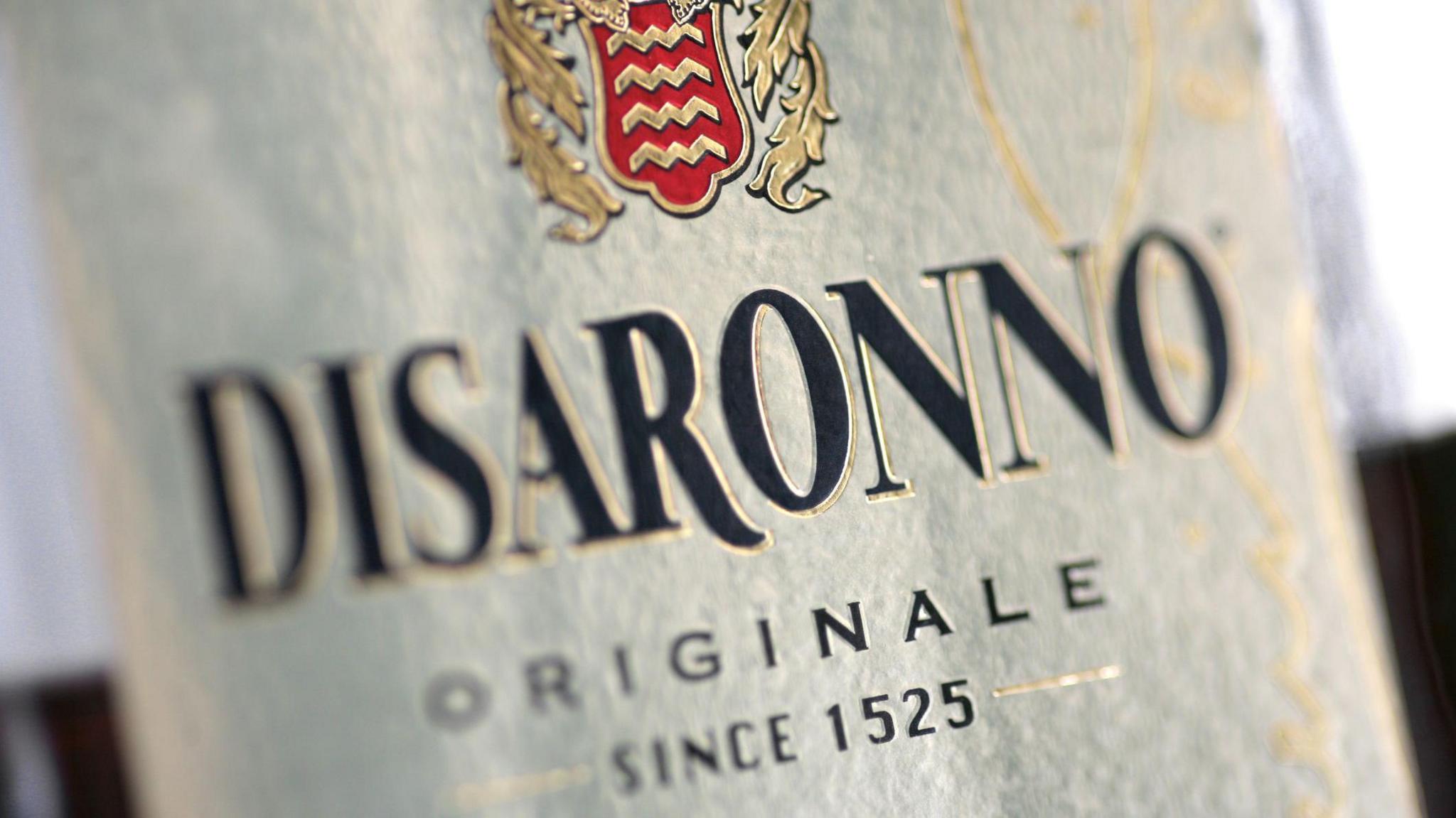Bottles of Disaronno recalled over possible glass presence - BBC News