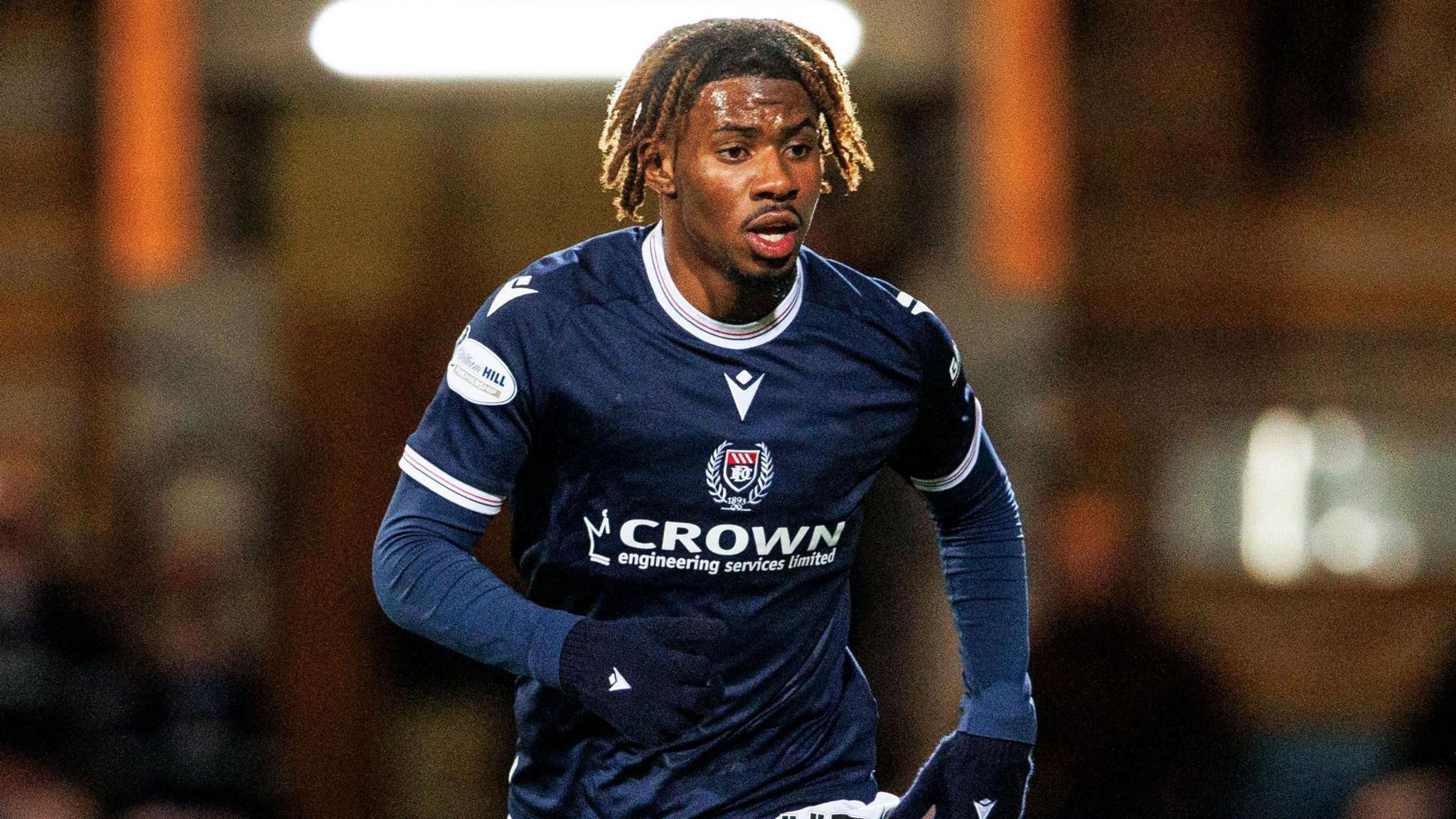 Julien Vetro recalled from Dundee loan by Burnley - BBC Sport