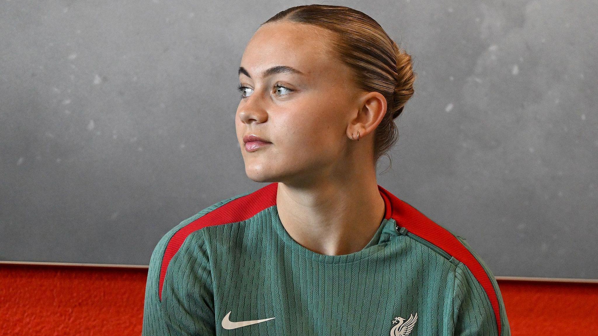 Zara Shaw: Liverpool midfielder suffers ACL injury - BBC Sport