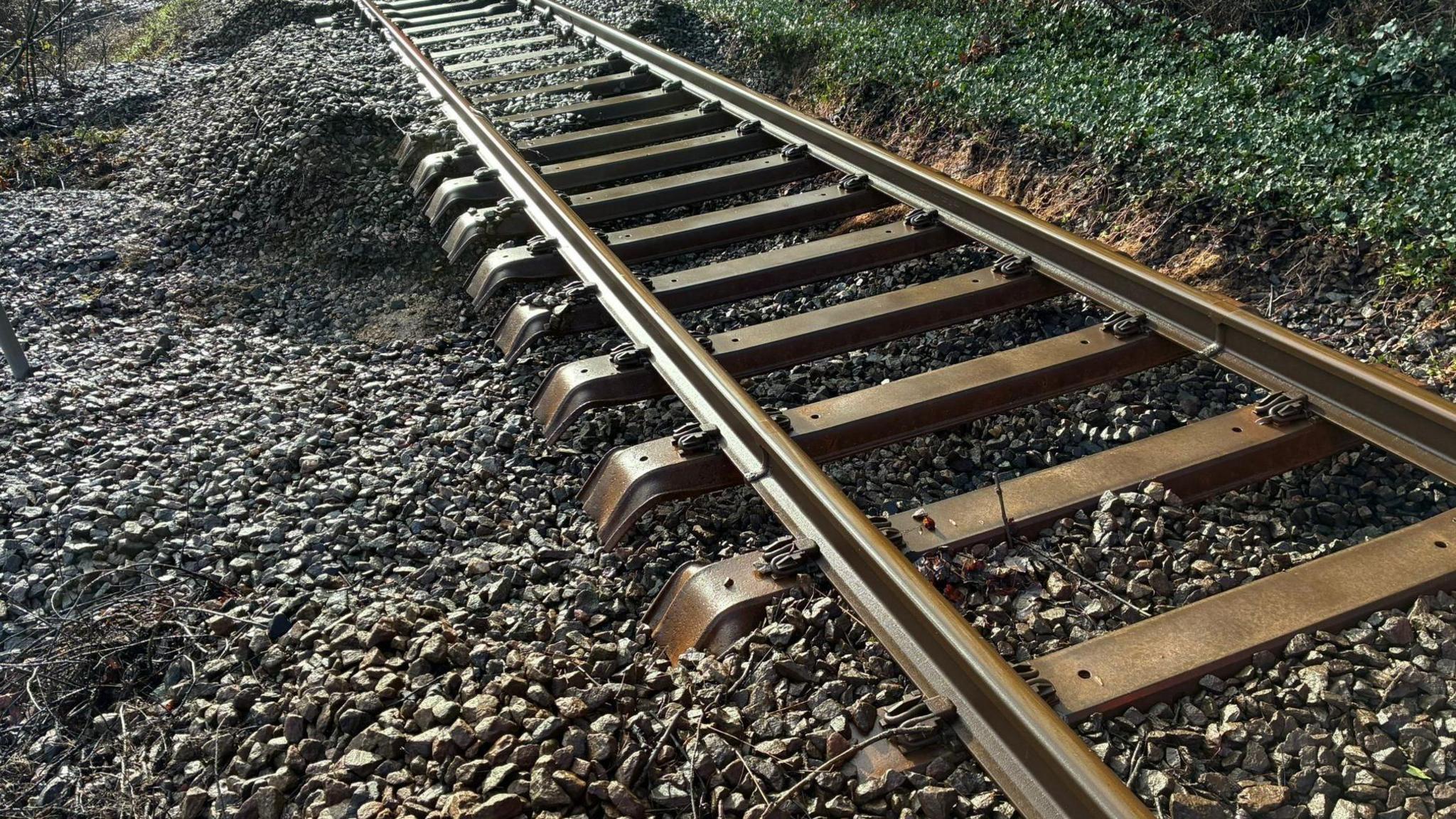 Concern over bridges delays reopening of South West railway line - BBC News