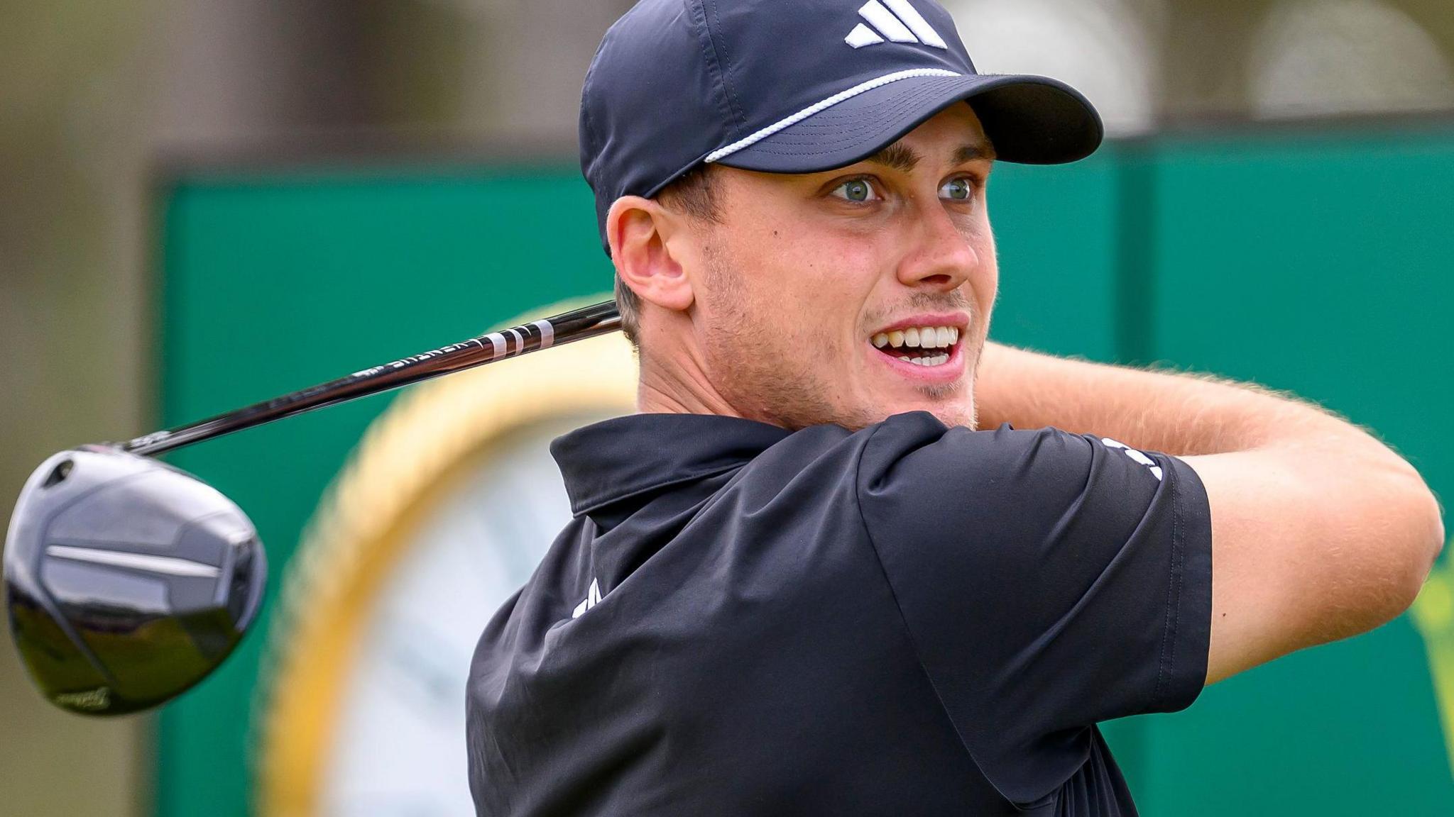 Scottish Open: Ludvig Aberg leads at halfway as Rory McIlroy stays in ...