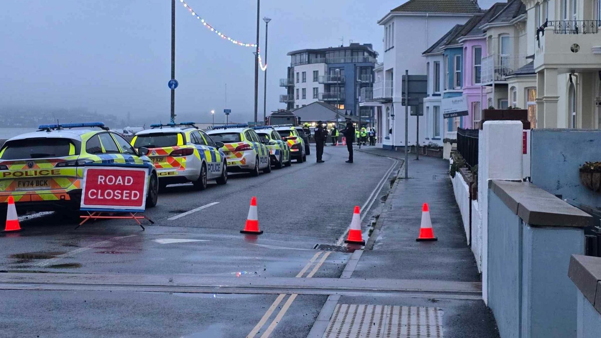 Unexploded Exmouth WW2 bomb to be disposed of at sea - BBC News