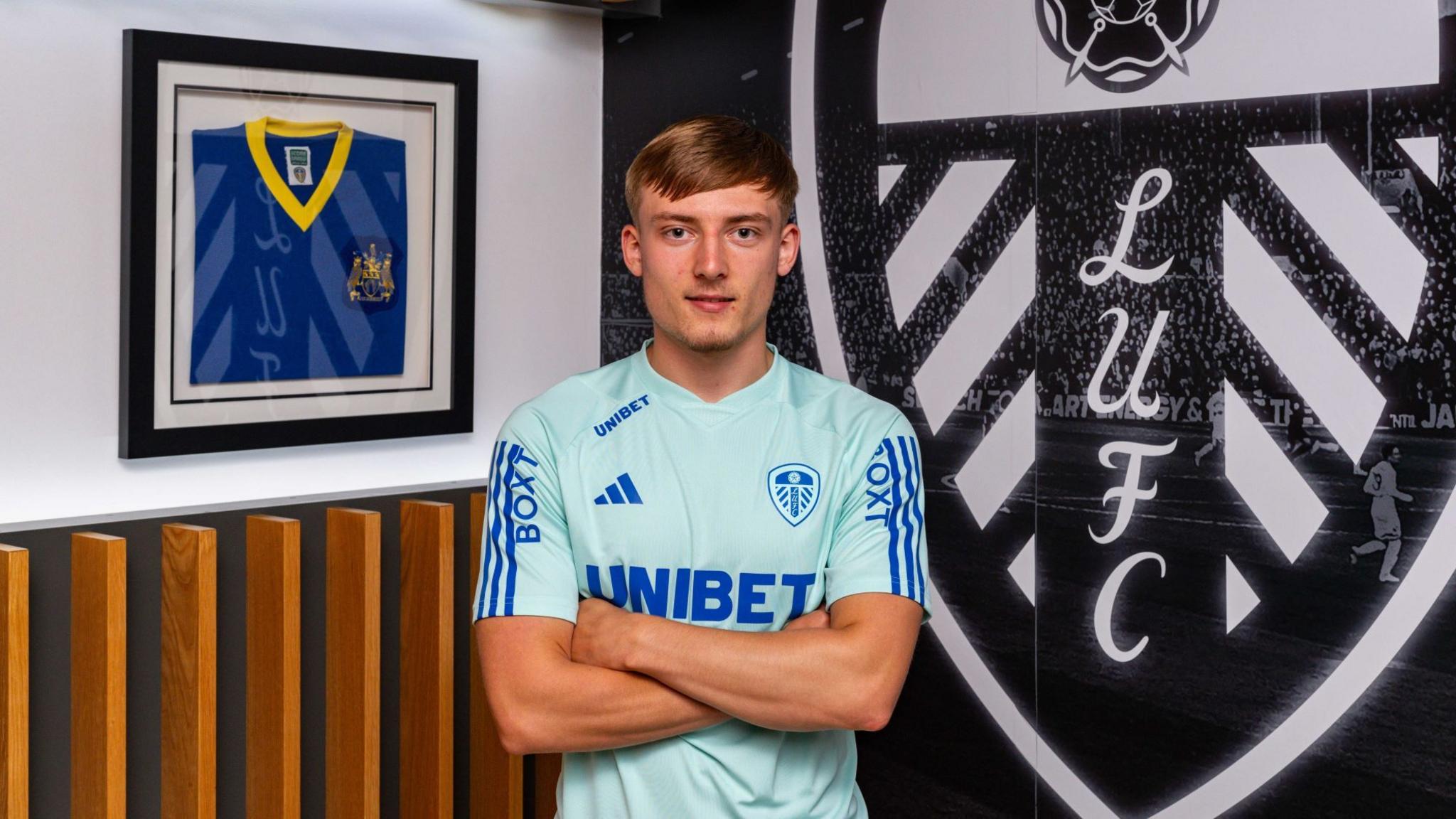 Leeds United news: Marley Wilson, Dan Toulson, Joe Snowdon sign new ...