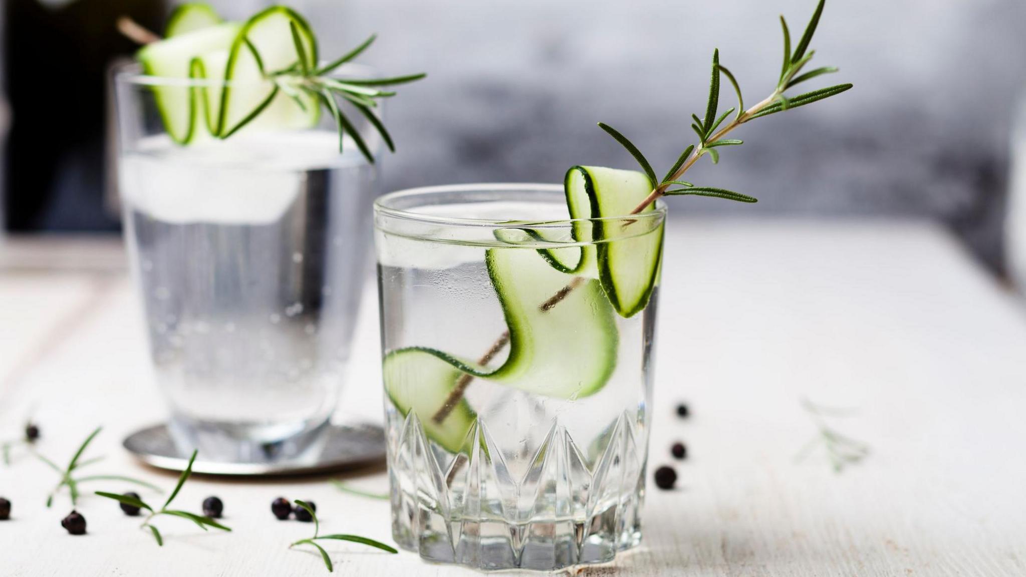 Slingsby Gin owner to enter administration - BBC News
