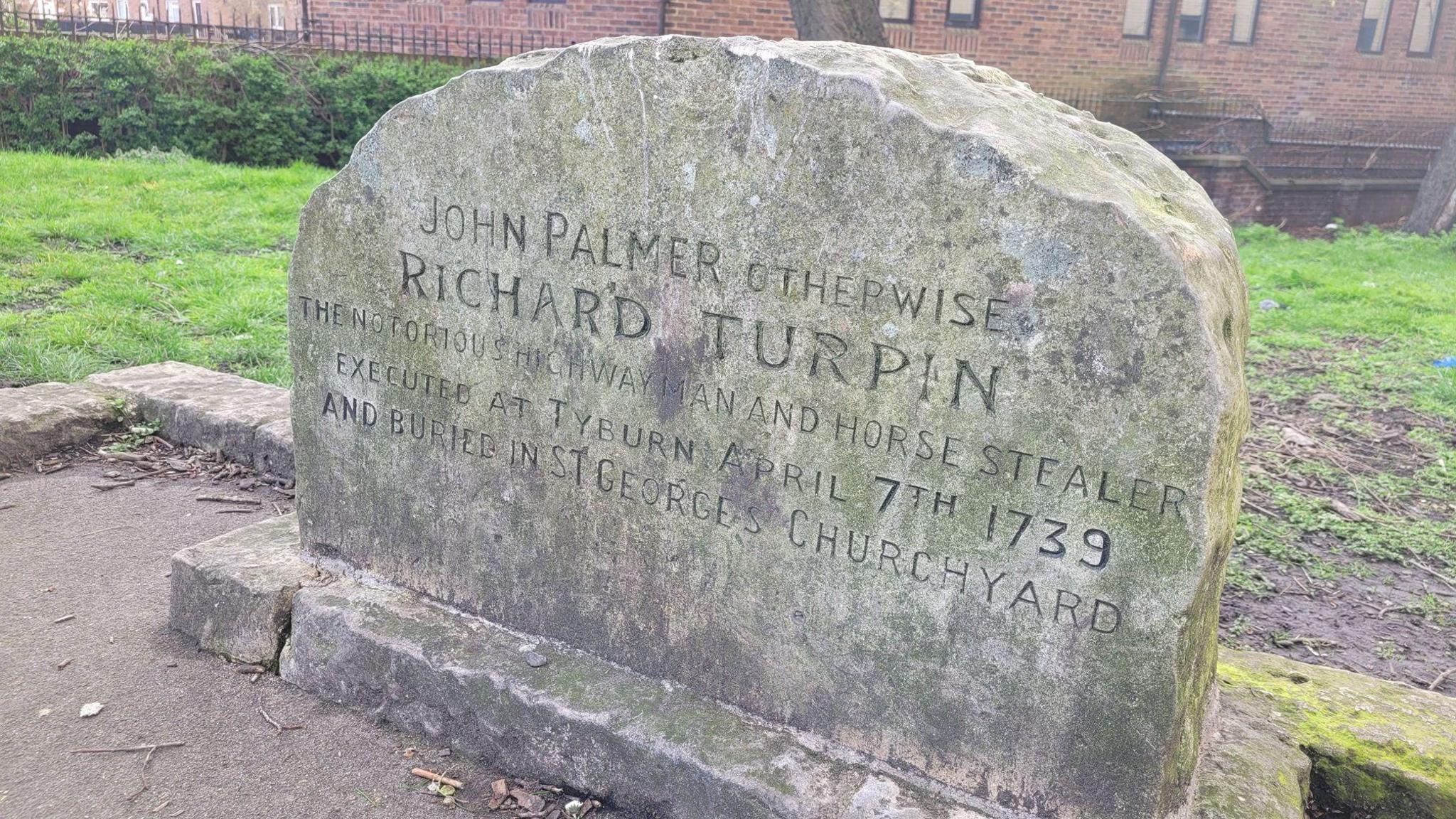 Under-threat Cock Inn's Dick Turpin claim debunked by expert - BBC News