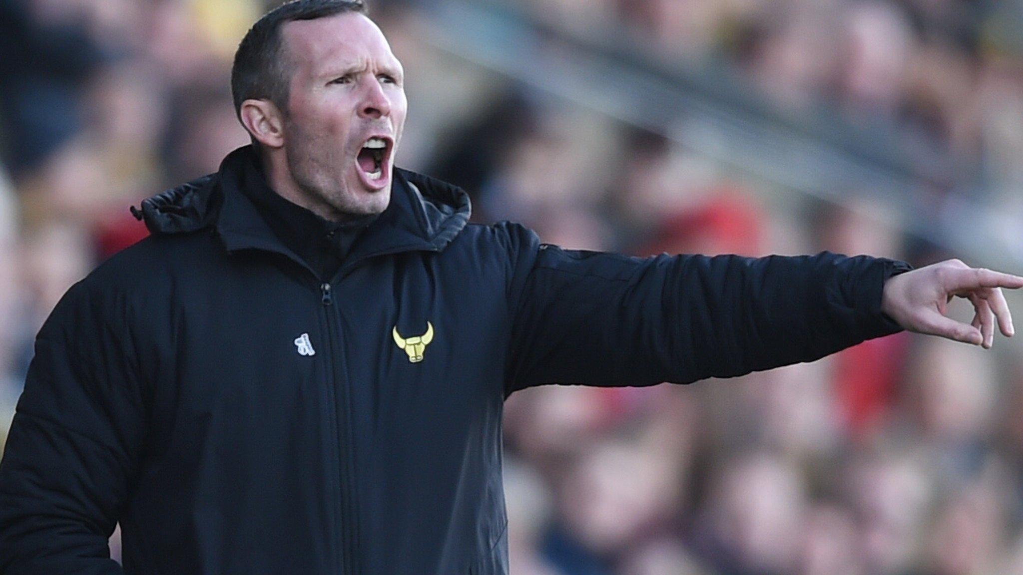 Michael Appleton: Oxford United head coach signs new rolling contract ...