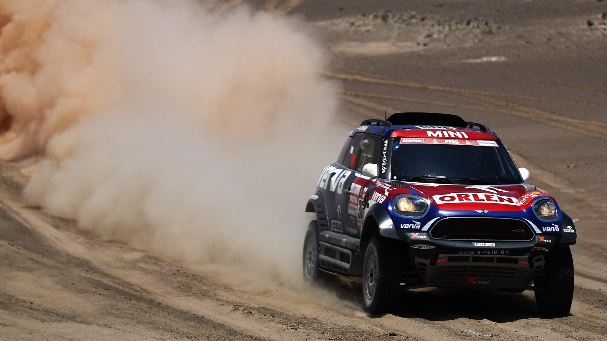 Brothers become first British siblings to complete Dakar Rally - BBC News