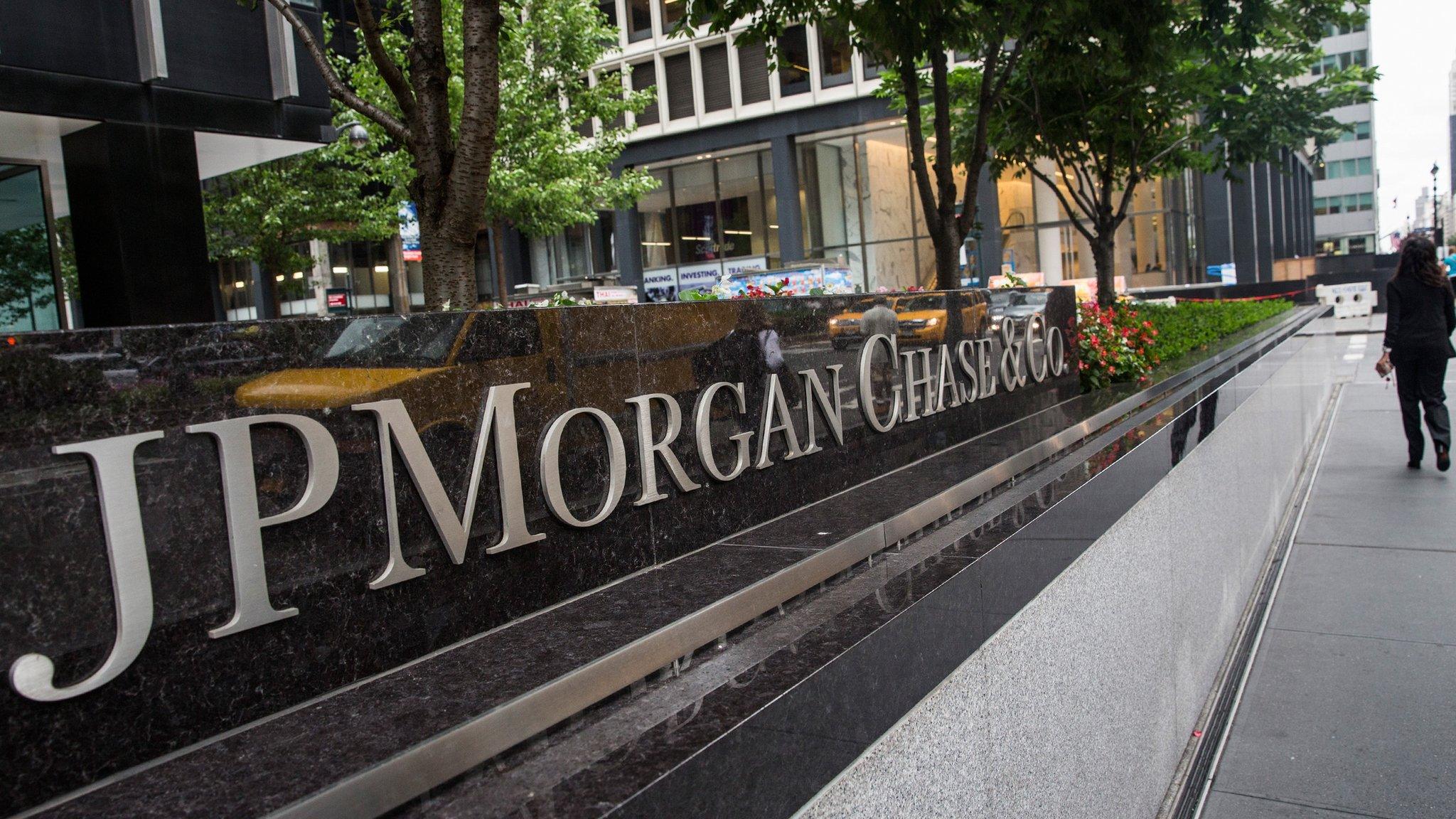 JP Morgan profits beat expectations - BBC News