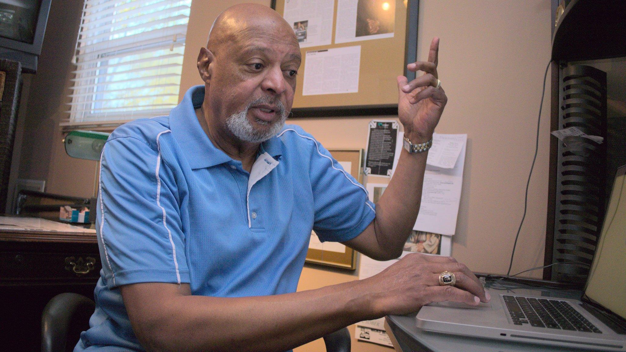 TV reporter spends retirement investigating brutal murder - BBC News