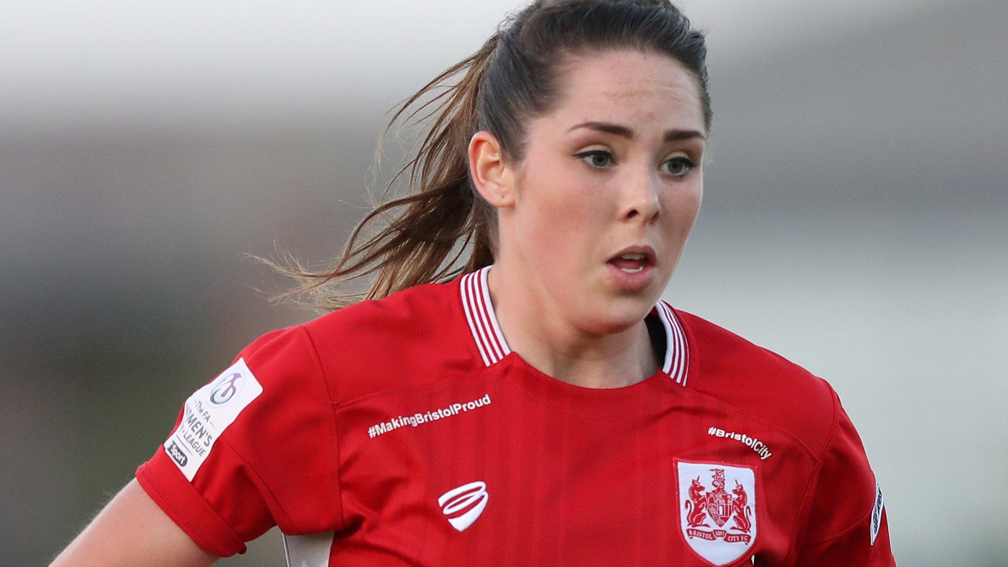 Loren Dykes: Wales full-back agrees new deal with Bristol City Women ...